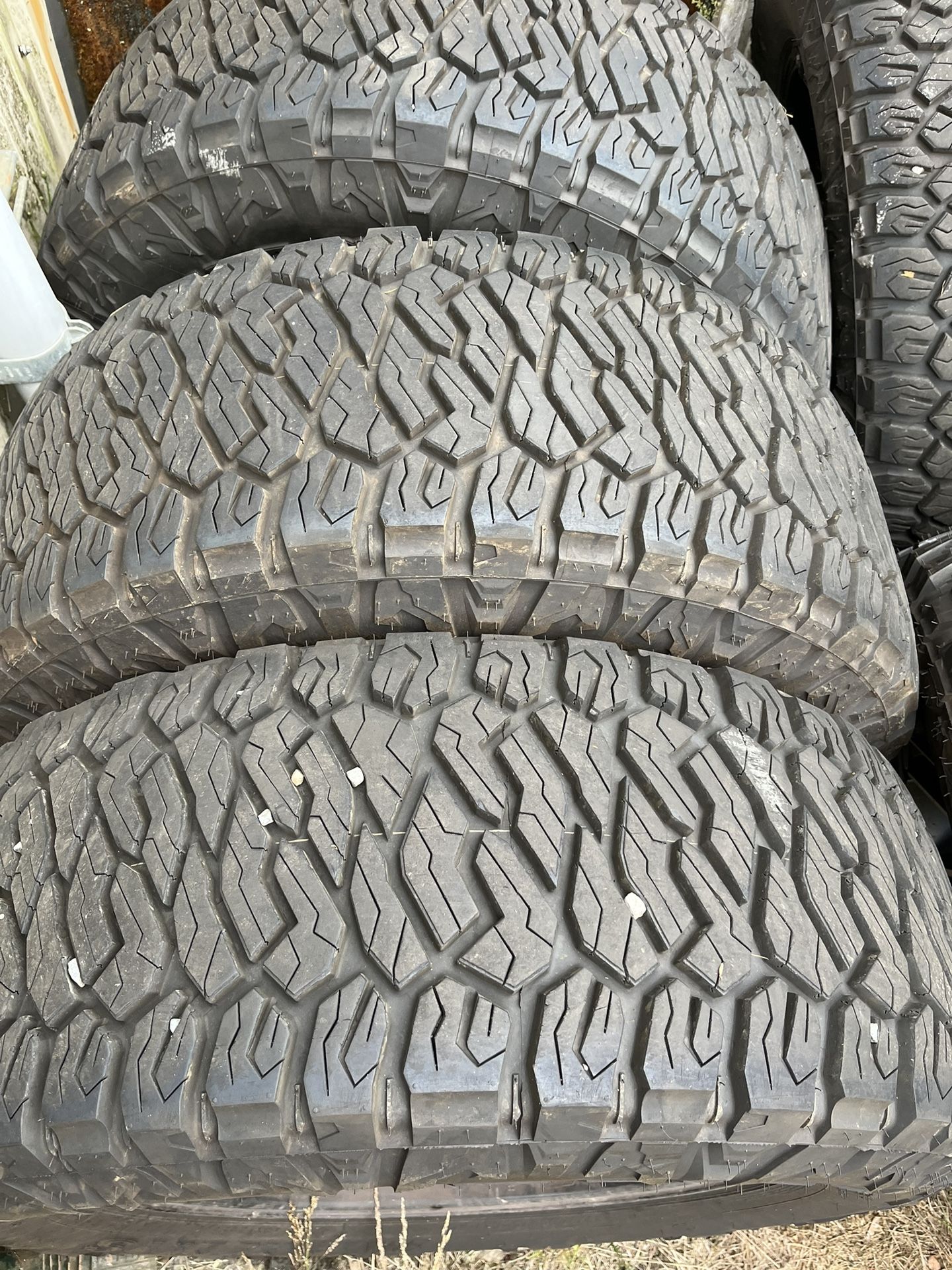 5x5 Wheels & 35 12.5 R20 Tire(99%) 4ea for Sale in Lakewood, WA - OfferUp