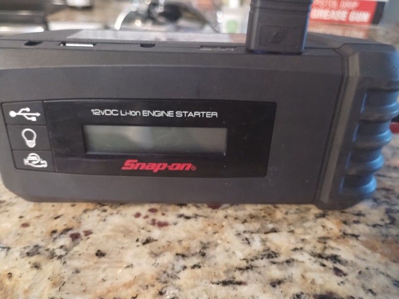 Snap-on Engine Jump Starter for Sale in Las Vegas, NV - OfferUp