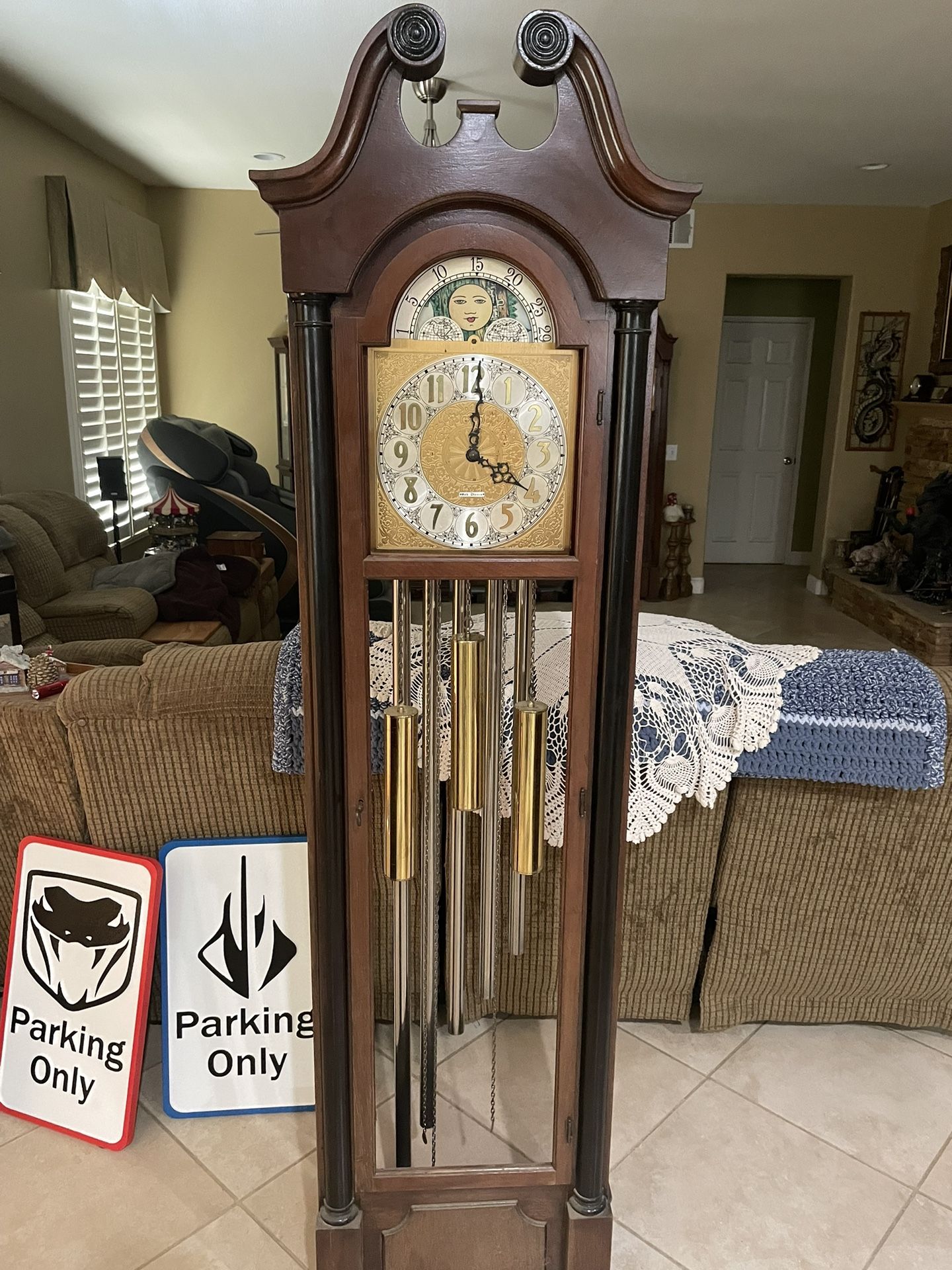 Seth Thomas Grandfather clock for Sale in San Jacinto, CA - OfferUp