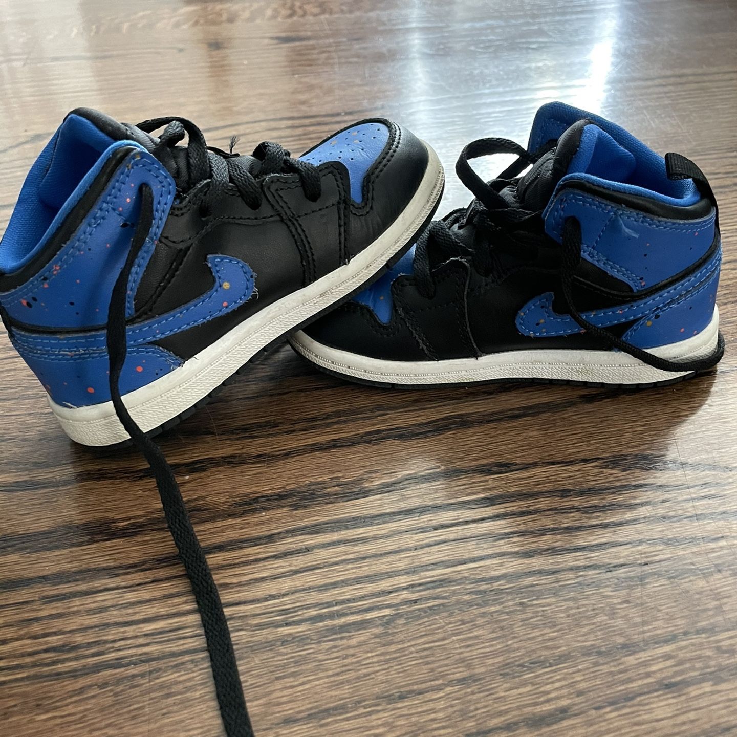 Nike Jordan Toddler Leather Snickers for Sale in Schaumburg, IL - OfferUp