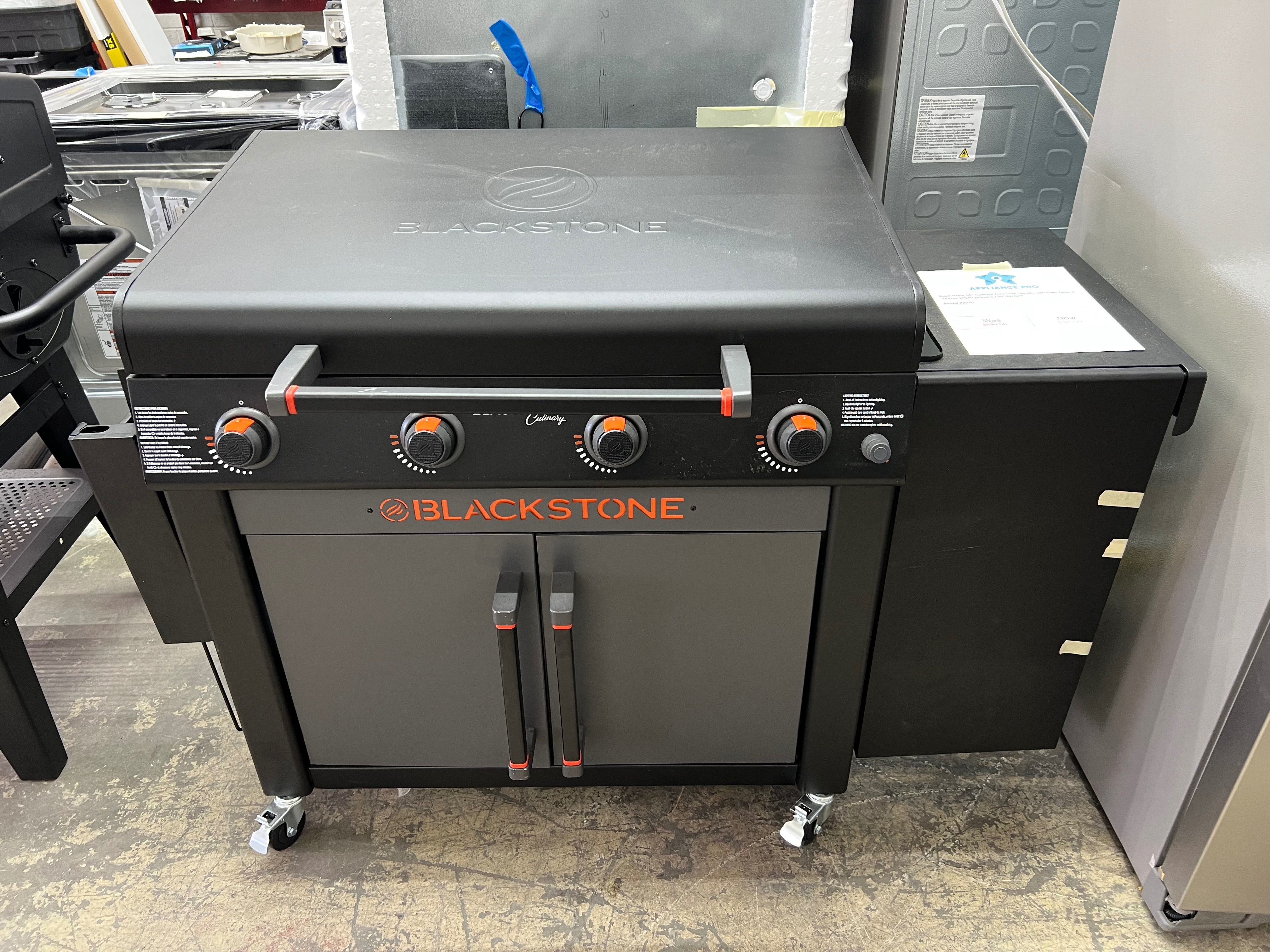 Blackstone 36" Culinary Omnivore Griddle with Prep Table 4 -Burner ...