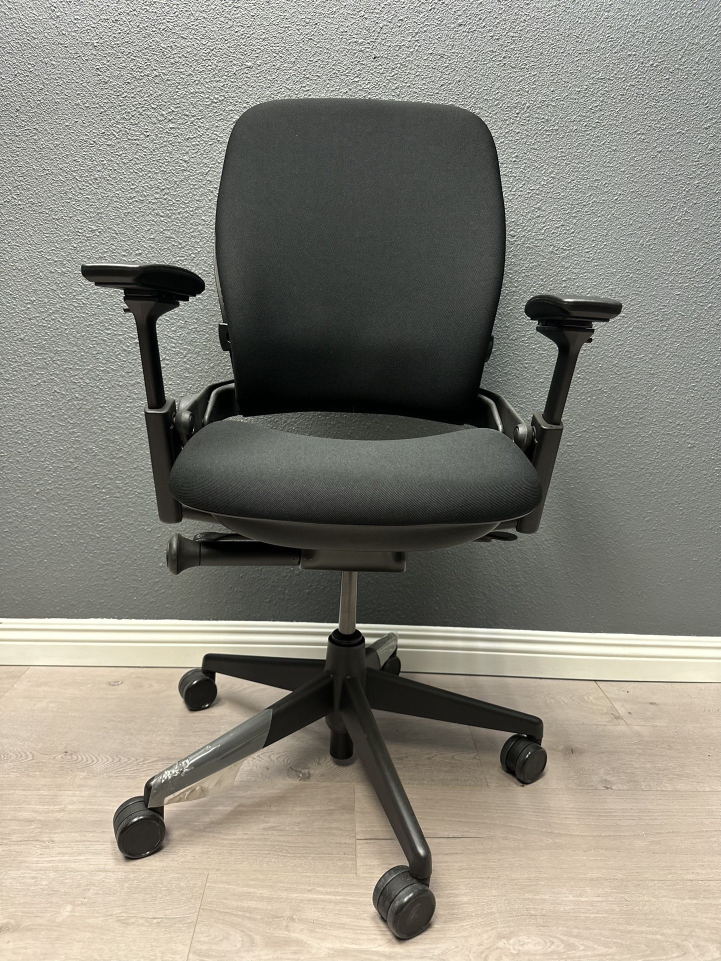 NEW&USED STEELCASE LEAP-THINK-GESTURE-AMIA AVAILABLE PICK UP- SHIPPING ...