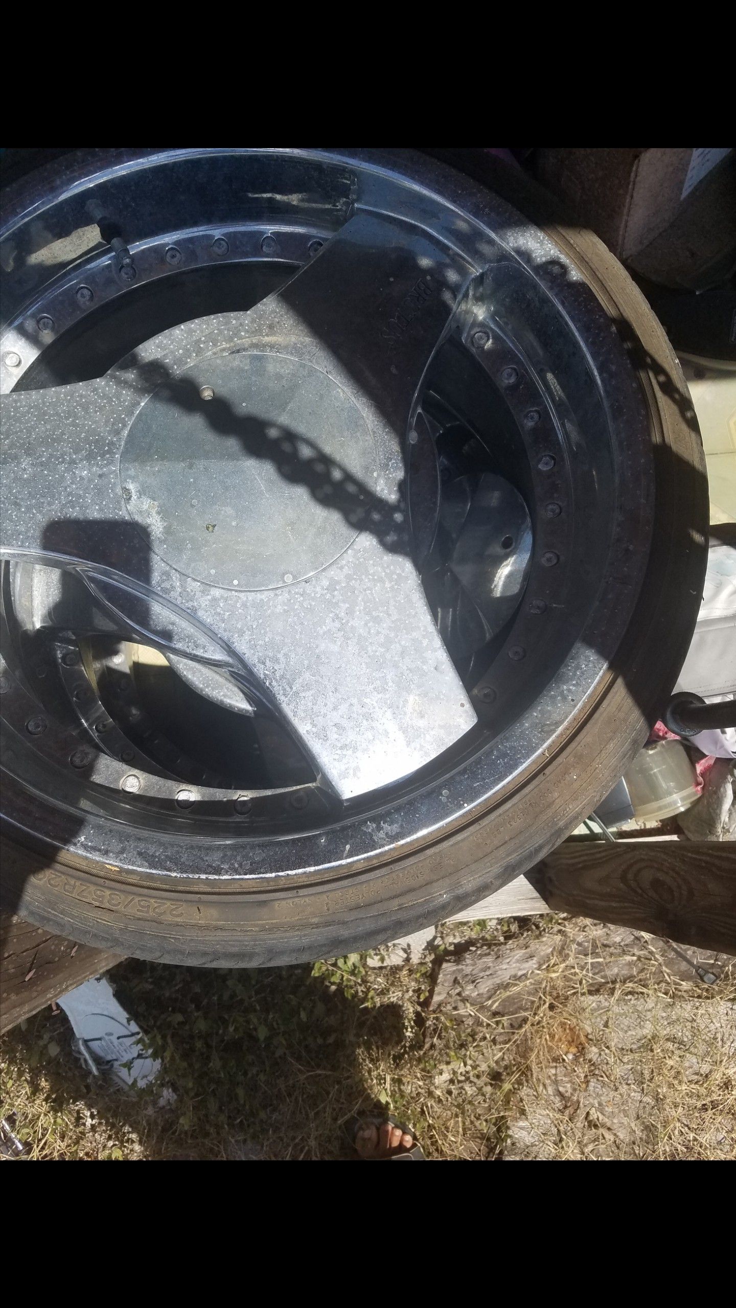20 Inch Brutus blades rims has all caps and screws jus been sitting for ...