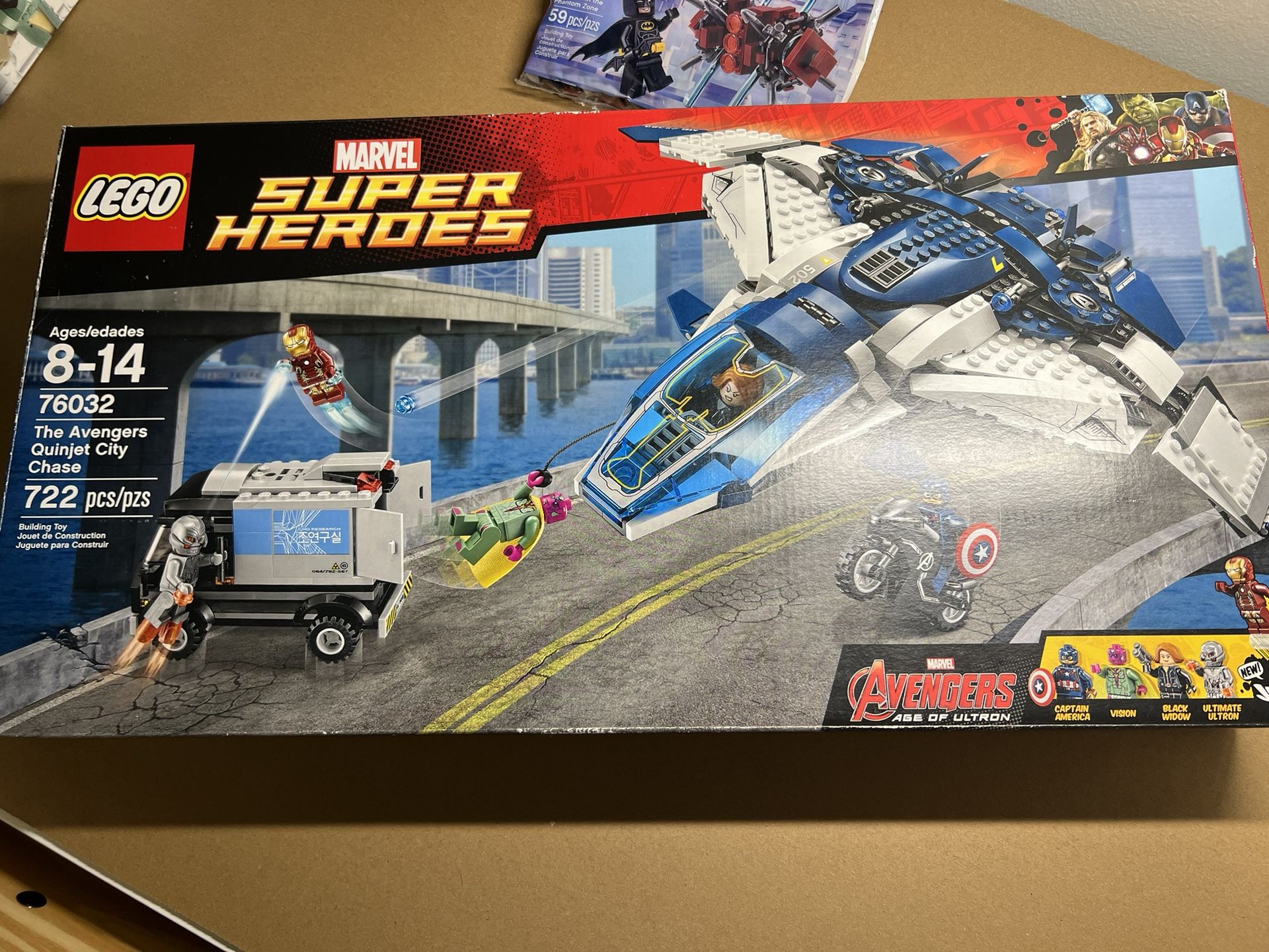 Avengers Quinjet Toy