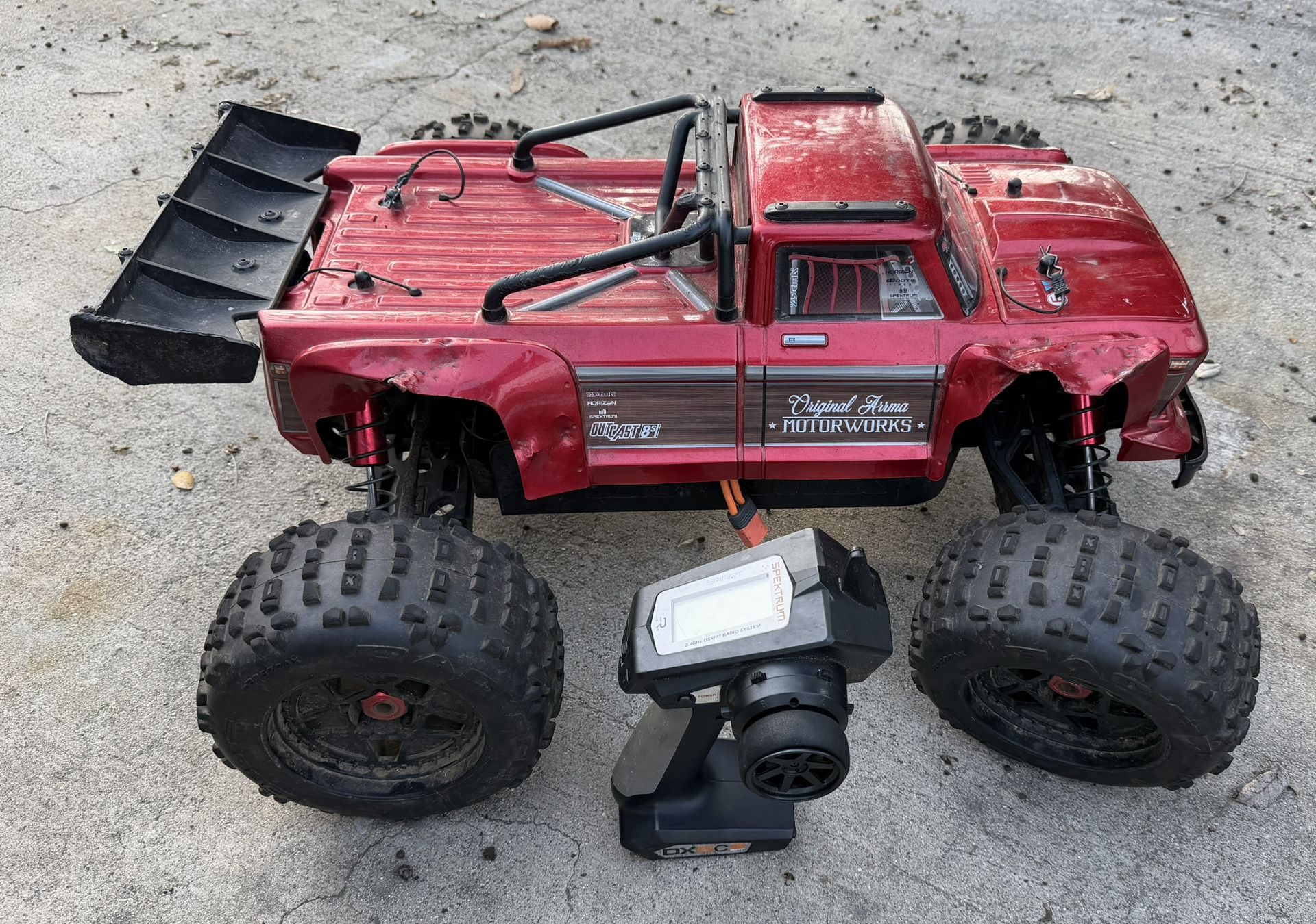 Arrma Outcast 8S Blx, RC CAR 1/5 for Sale in Los Angeles, CA - OfferUp