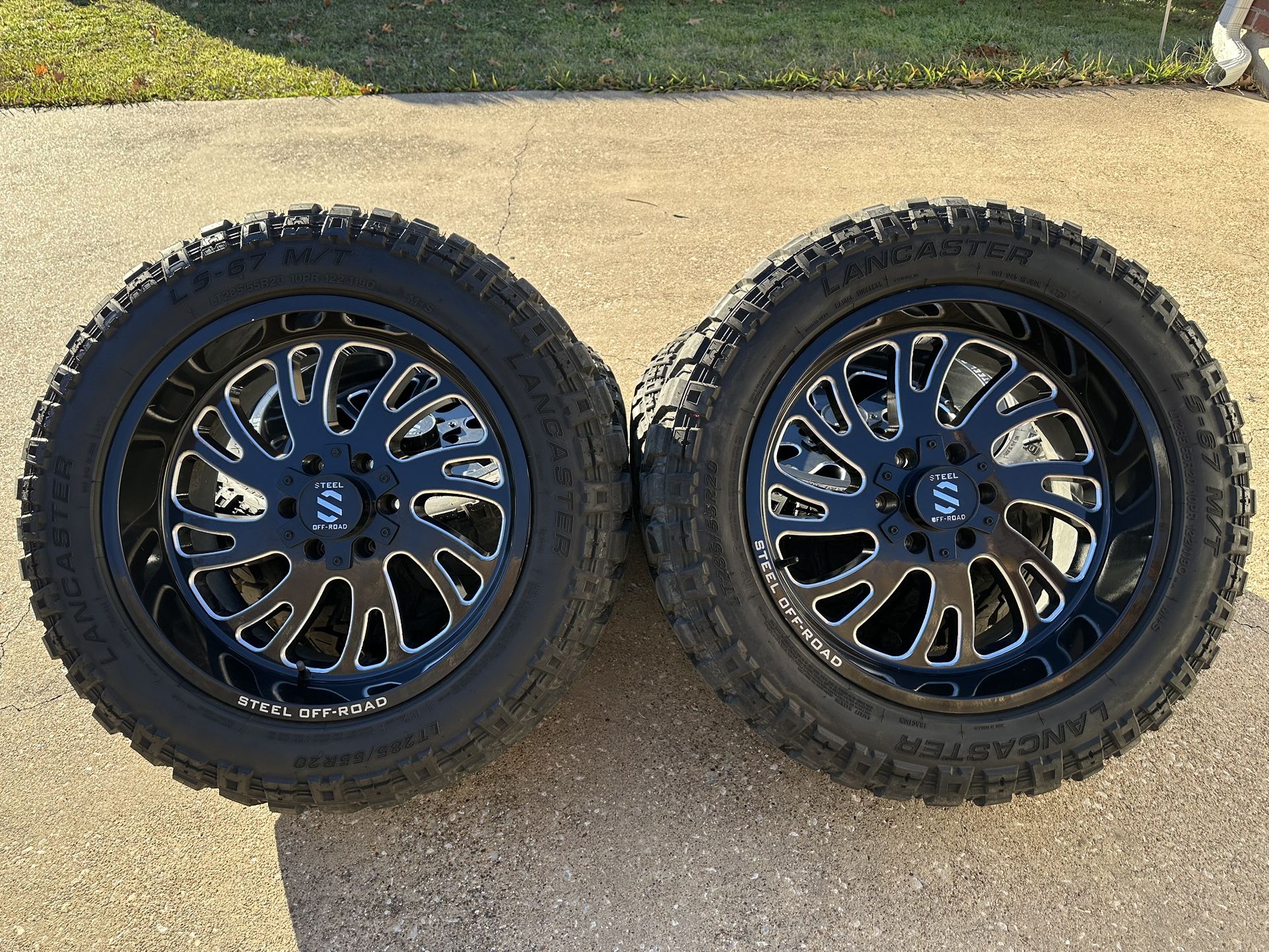 20x10 INCH STEEL OFF-ROAD RIMS WITH 285/55R20 TIRES PRACTICALLY NEW for ...