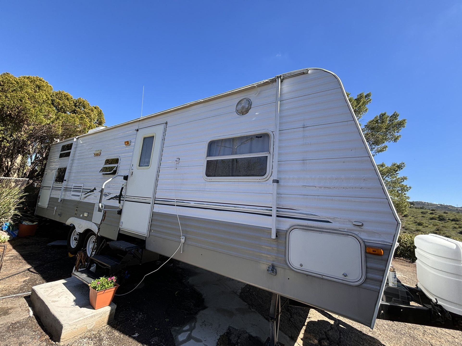 2004 keystone springdale for Sale in El Cajon, CA - OfferUp