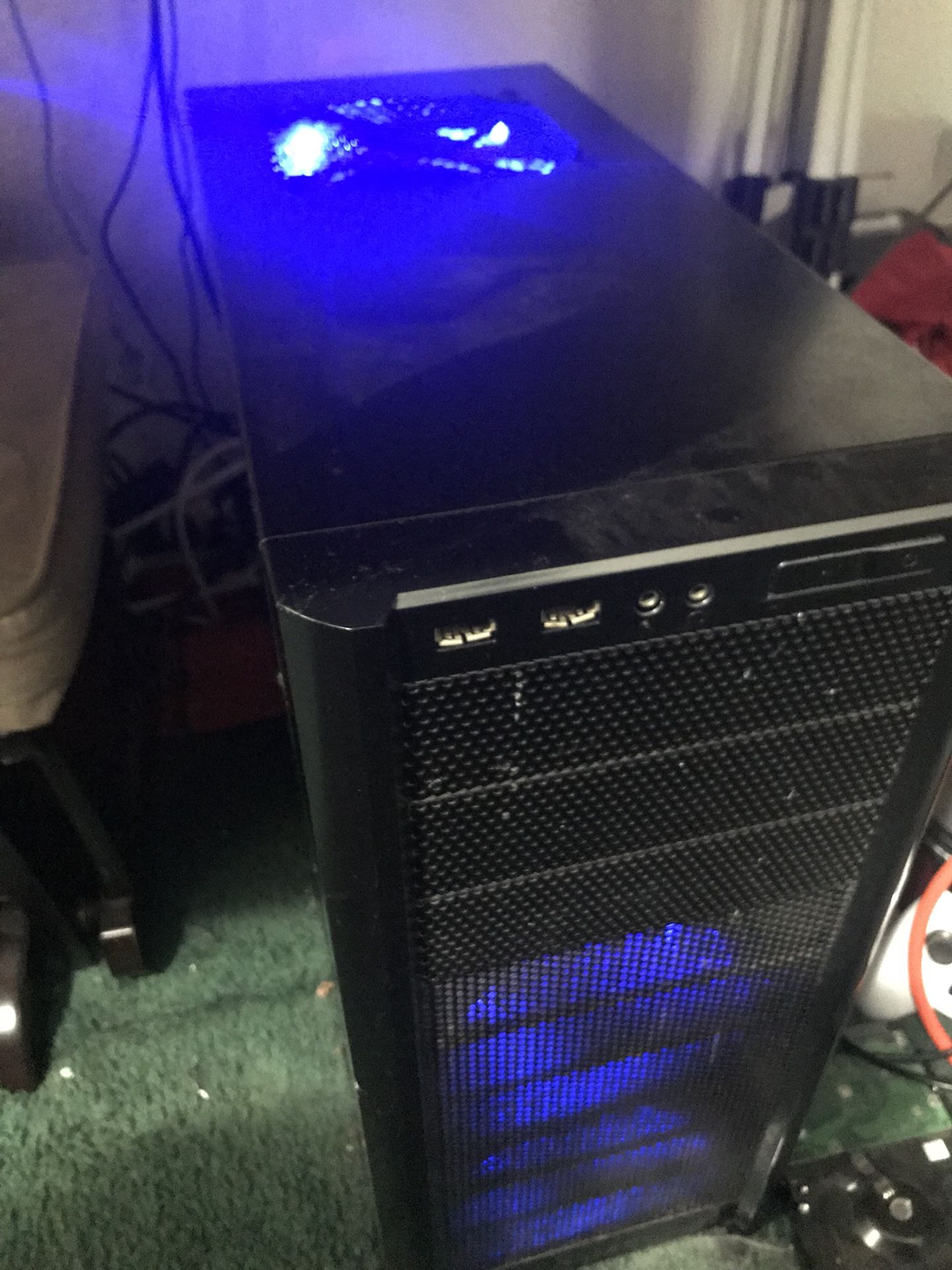 Gaming Computer PC (BROKEN MOTHERBOARD) for Sale in Pomona, CA - OfferUp