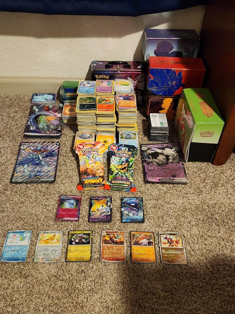 Christmas Pokemon Bundle A Fantastic Deal for Sale in Clearwater, FL ...