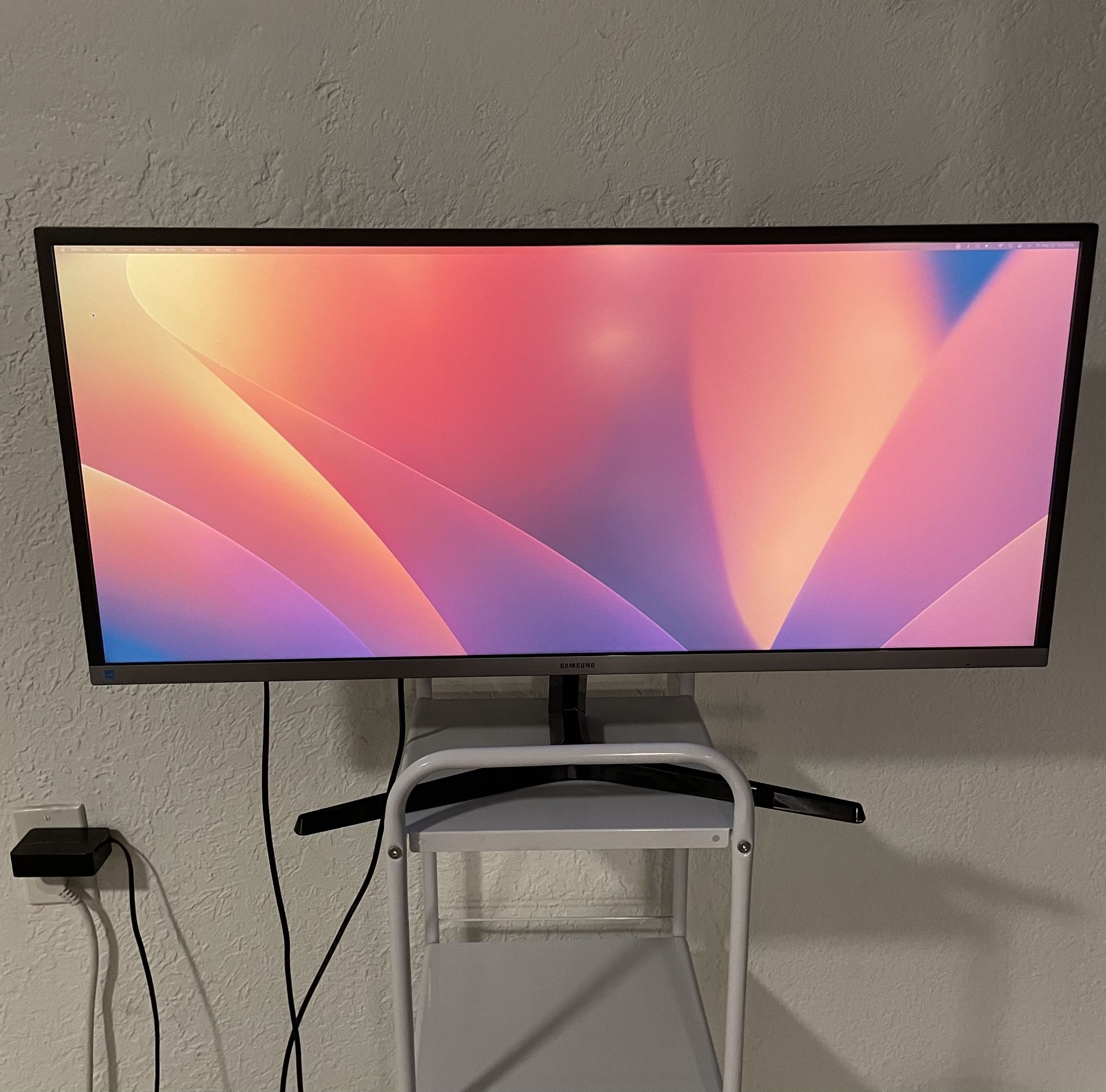 Samsung 34” SJ55W Ultrawide gaming Monitor (LS34J550WQNXZA) for Sale in ...