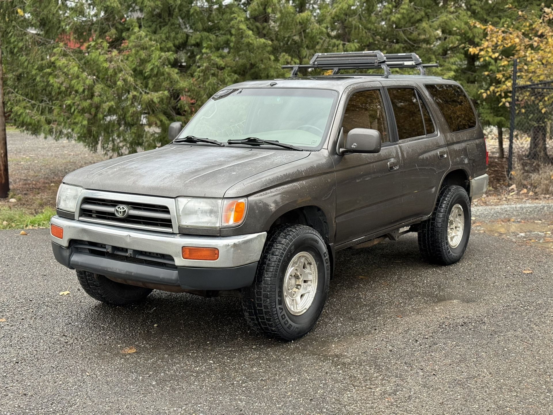 1997 Toyota 4Runner SR5 for Sale in Seattle, WA - OfferUp