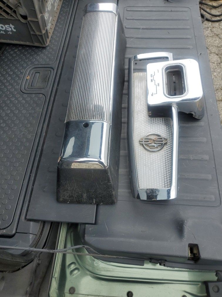 63 Ss Impala Center Console Auto See Pictures for Sale in Long Beach ...