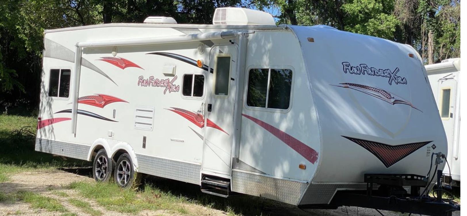 2010 FUN FINDER XTRA With Slide Out toy hauler for Sale in Houston, TX ...
