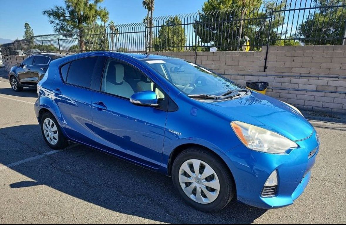 2012 Toyota Prius C For Sale