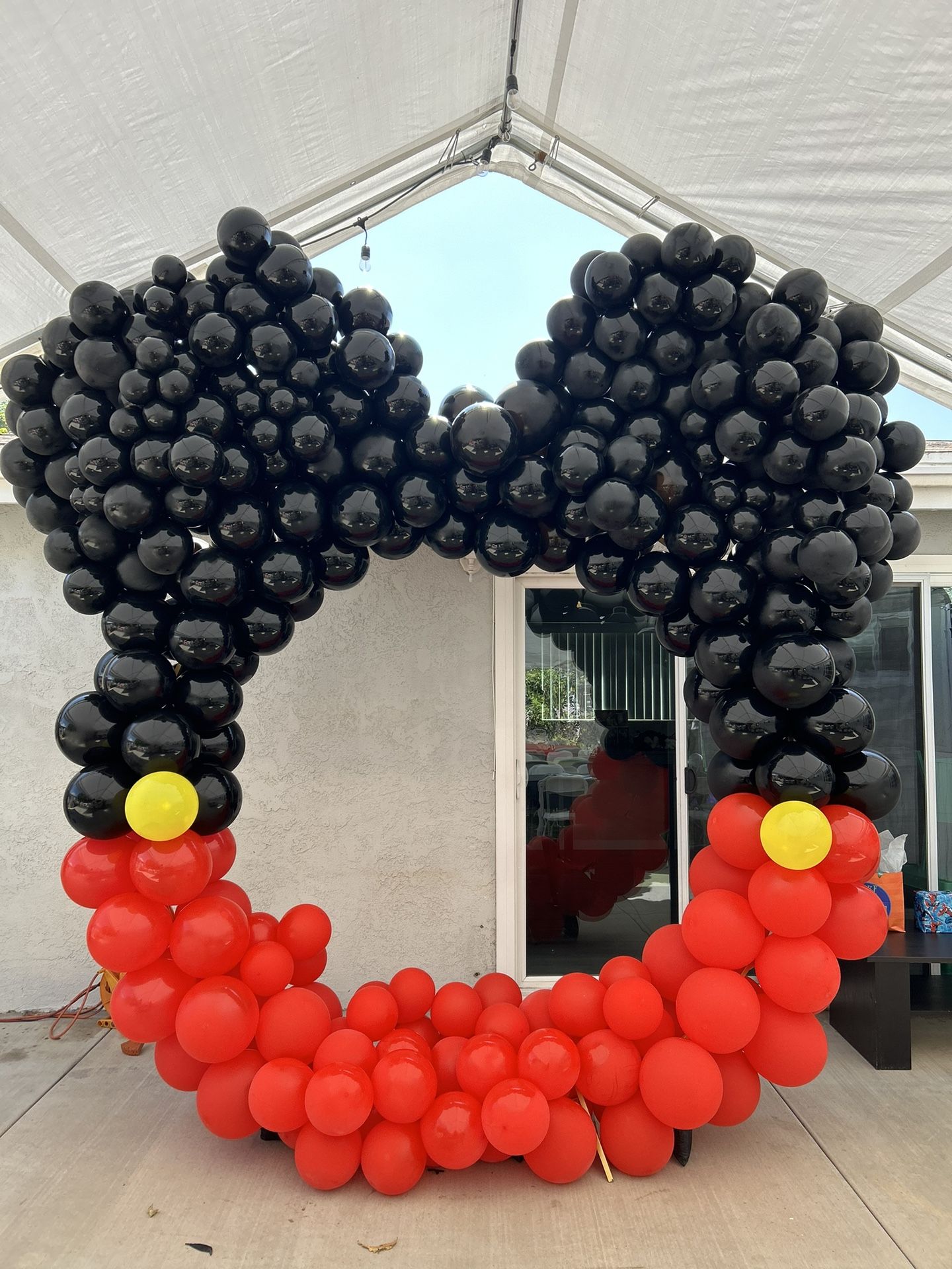 Mickey Mouse Ballon Arch for Sale in Moreno Valley, CA - OfferUp