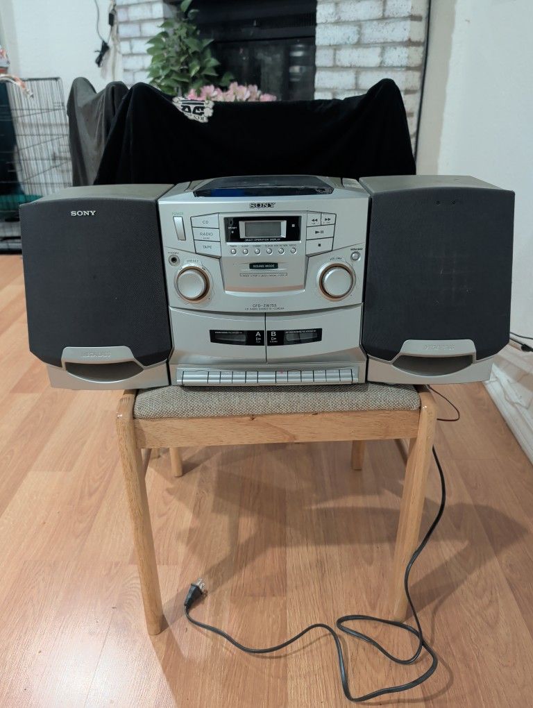 Sony Mega Bass Boom Box for Sale in Manteca, CA - OfferUp
