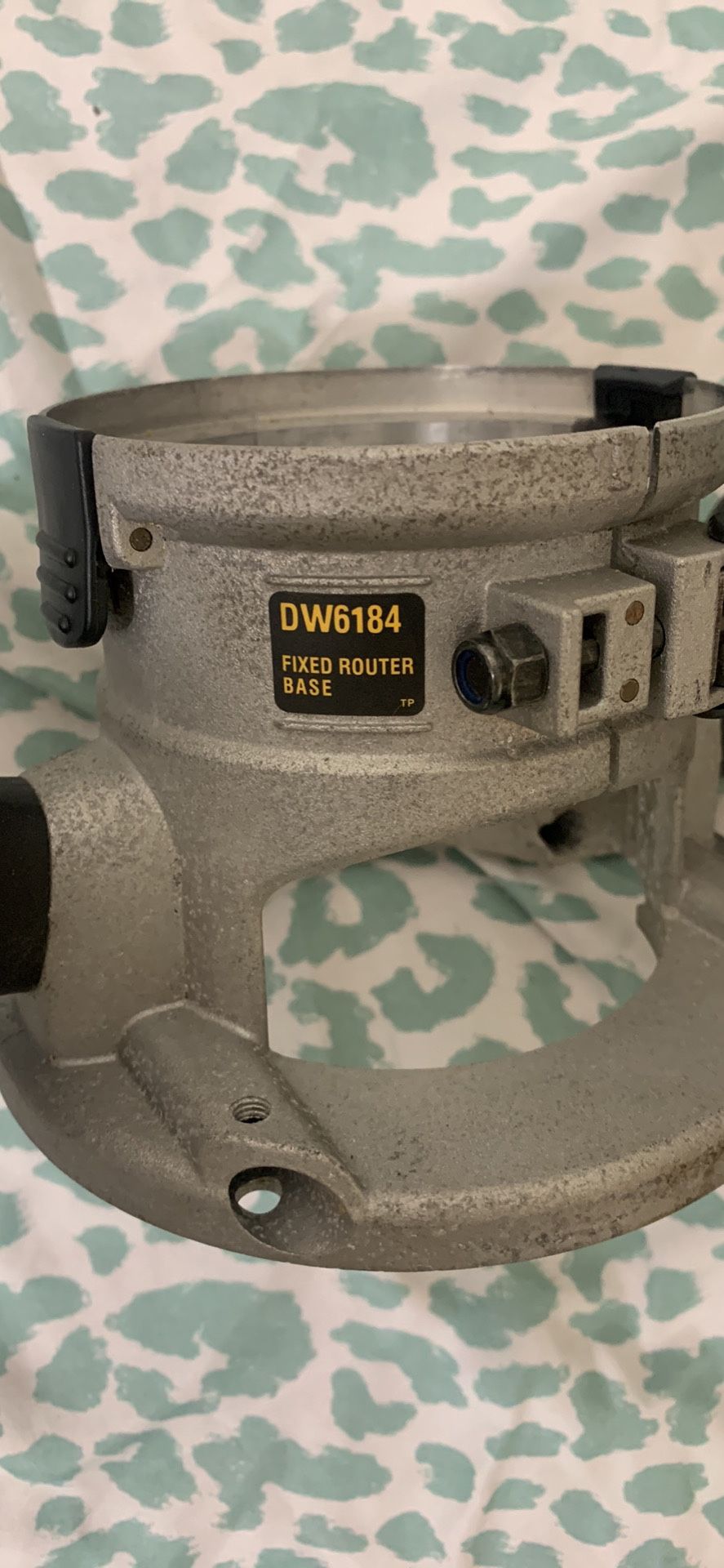 DW6184 Dewalt Fixed Router Base. for Sale in San Antonio, TX - OfferUp