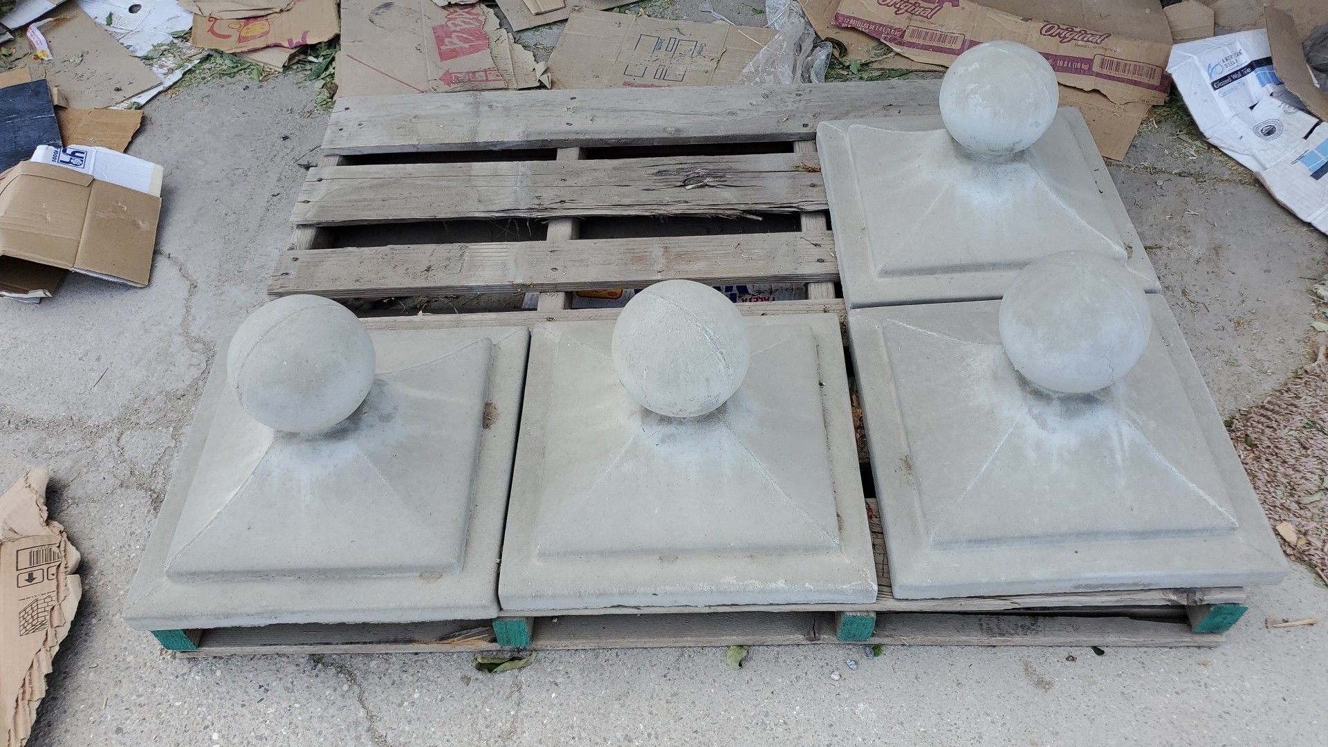 16X16 CEMENT CONCRETE COLUMN CAPS $25 EACH for Sale in Riverside, CA ...