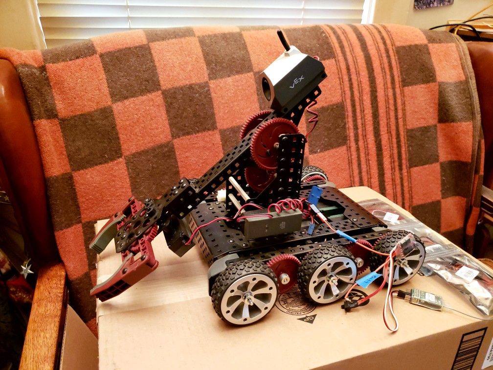 RC project , VEX 6 wheel drive for Sale in Ruston, WA - OfferUp