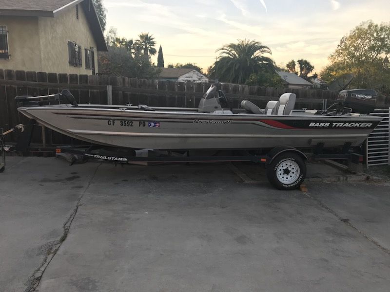 1997 bass tracker pro team 18 for Sale in National City, CA - OfferUp