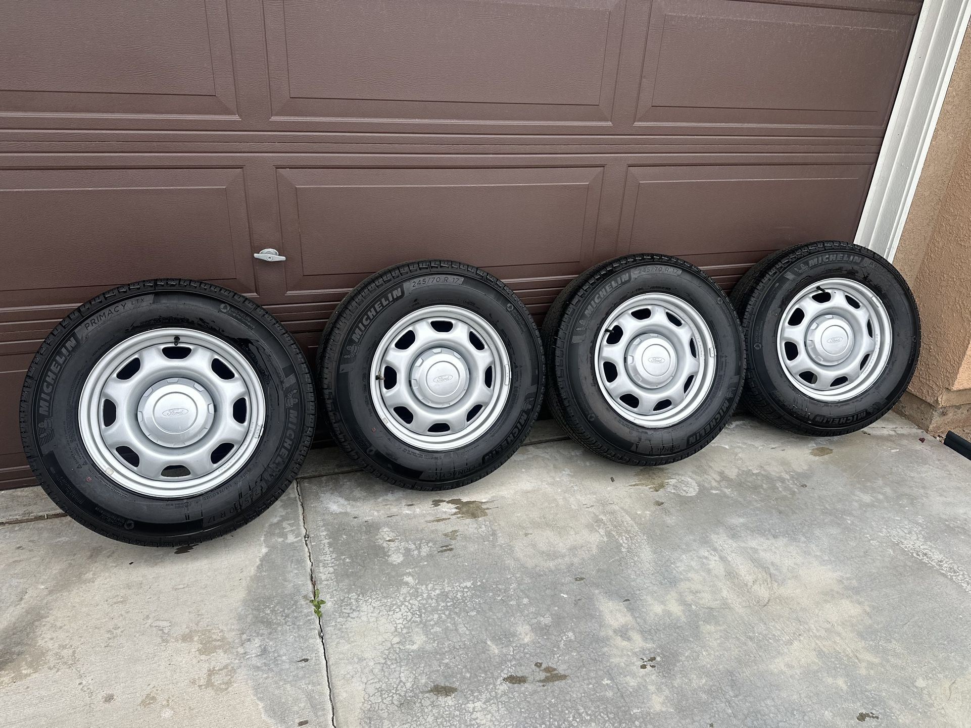 OEM Ford F150 Expedition Wheels Tires Lug Nuts for Sale in Palmdale, CA ...