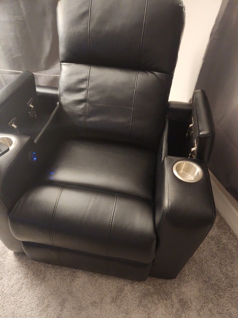 Power Theater Recliner with Table Tray for Sale in Auburndale, FL - OfferUp