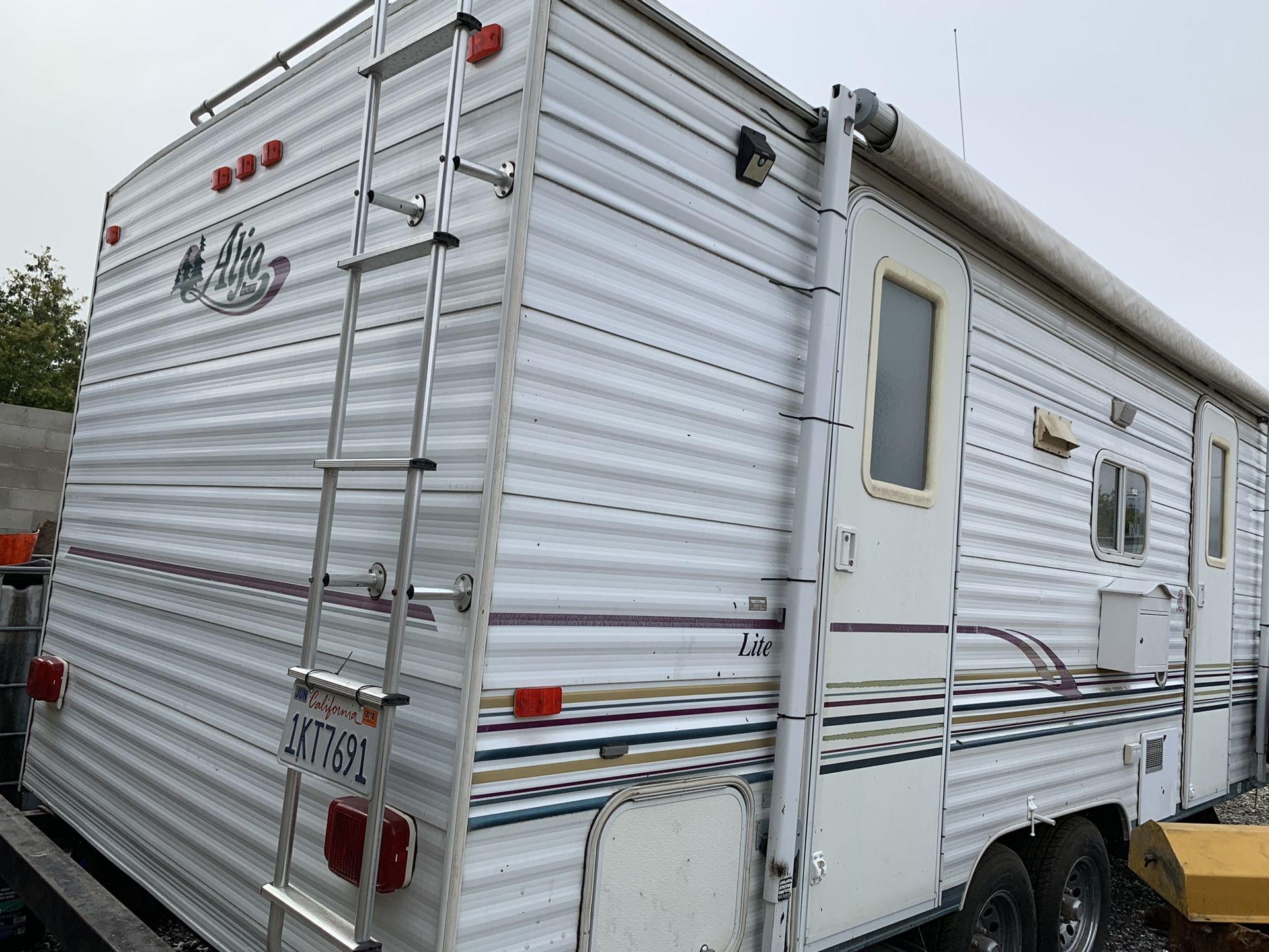 2003 Aljo Travel Trailer for Sale in Los Angeles, CA - OfferUp
