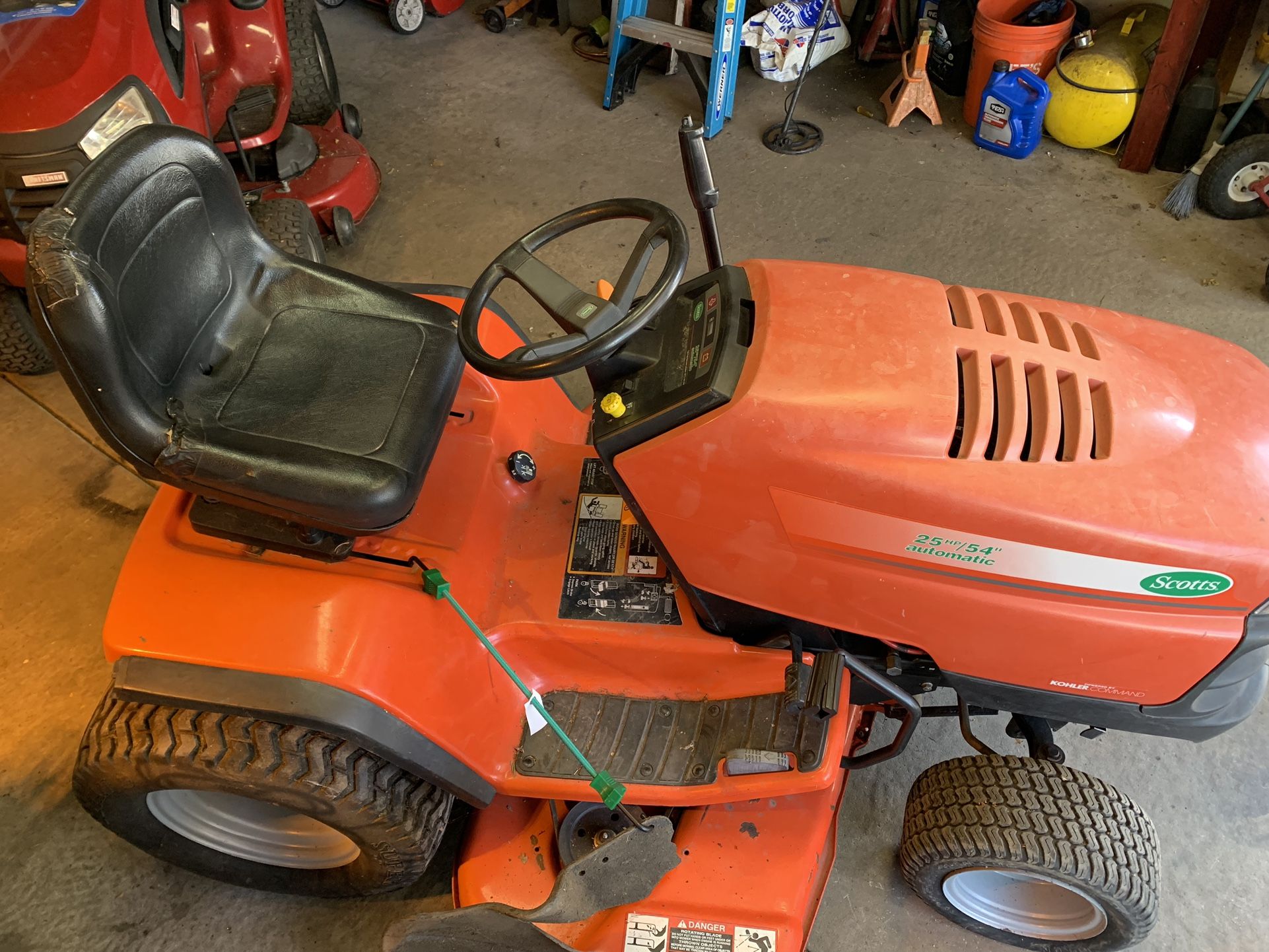 Scotts Riding Mower for Sale in Palatine, IL - OfferUp
