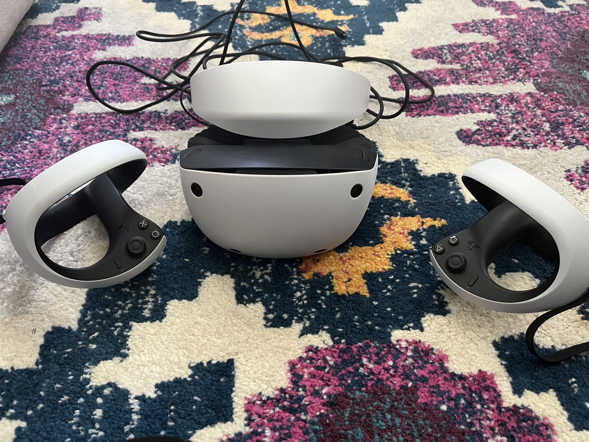 PSVR Playstation VR 2 Headset with Controllers for Sale in San Antonio ...