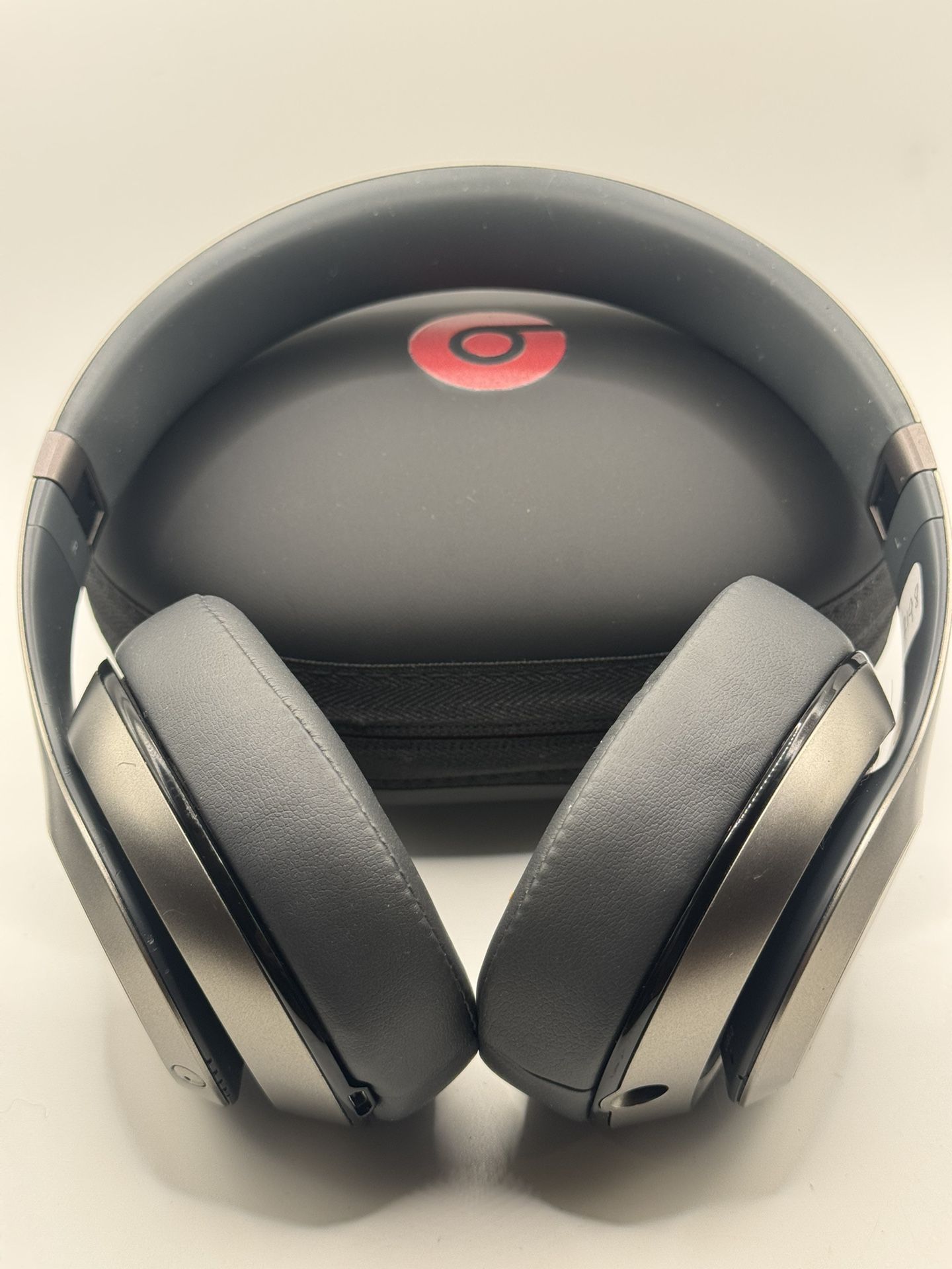 (Authentic) Titanium Beats Studio Bluetooth Wireless Headphones with ...