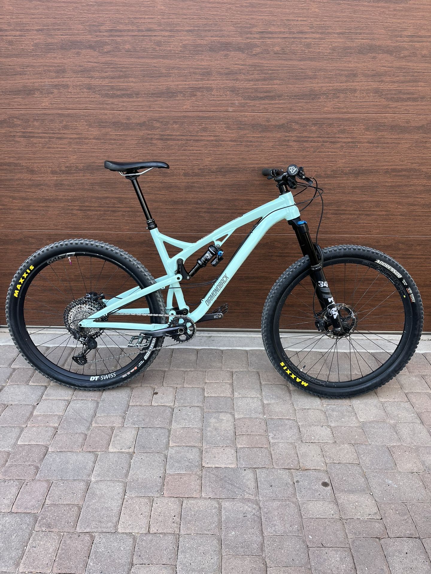 2021 Diamondback Release 29 3 (Large) for Sale in Mesa, AZ - OfferUp