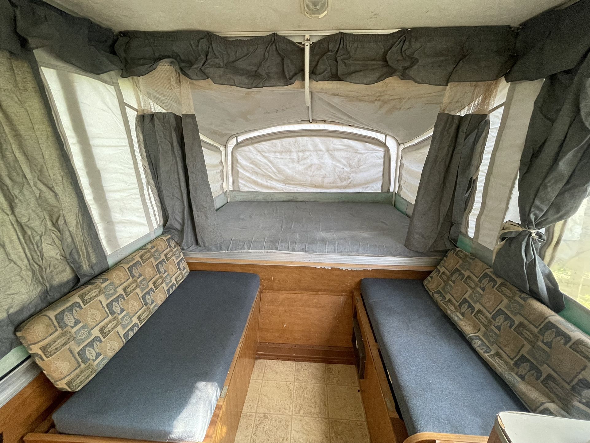 2006 Fleetwood Pop Up Camper for Sale in Lake Worth, FL - OfferUp