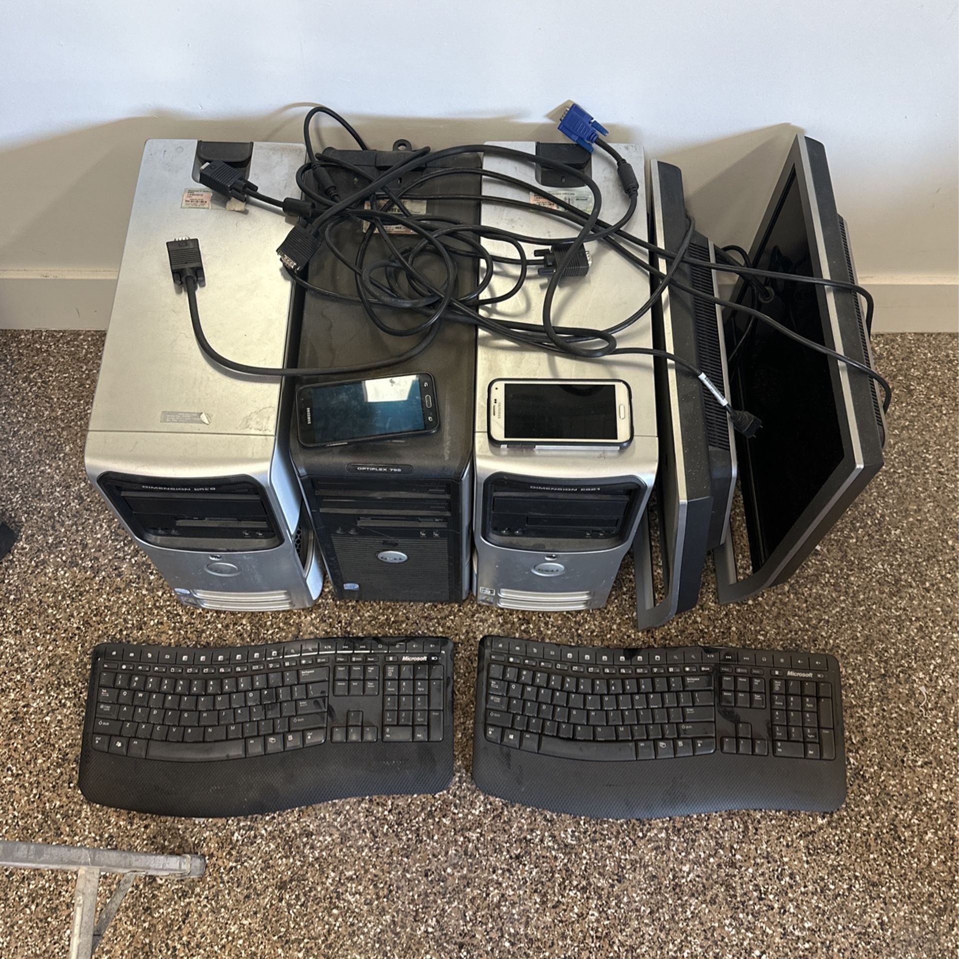 Lot of Computers for Sale in Henderson, NV - OfferUp