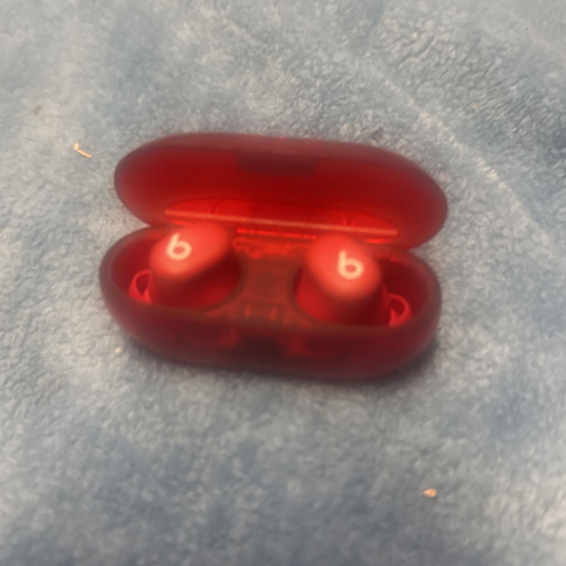 beats earbuds color red both sides work for Sale in Riverside, CA - OfferUp