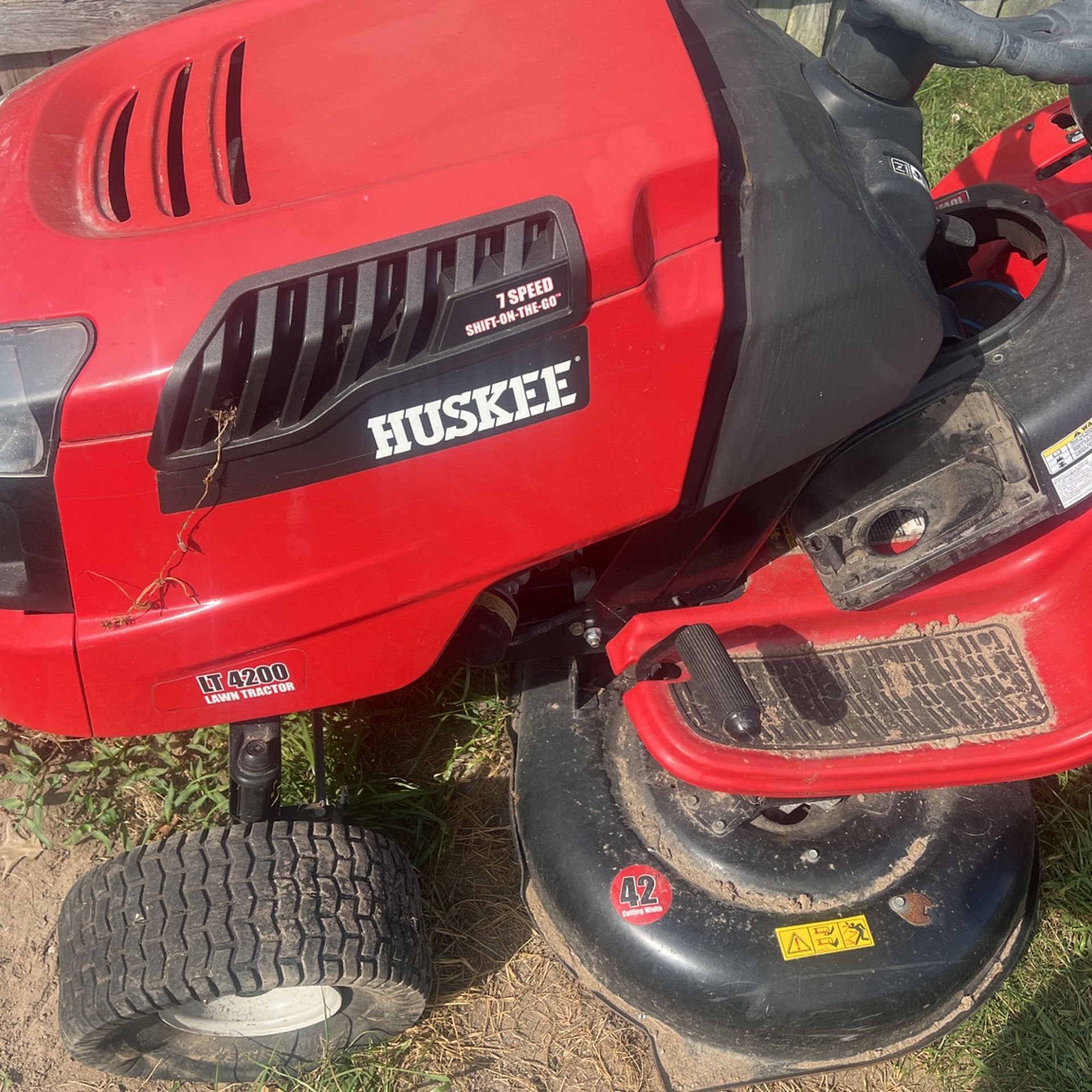 Husky Riding Lawn Moore for Sale in Elkhart, IN - OfferUp