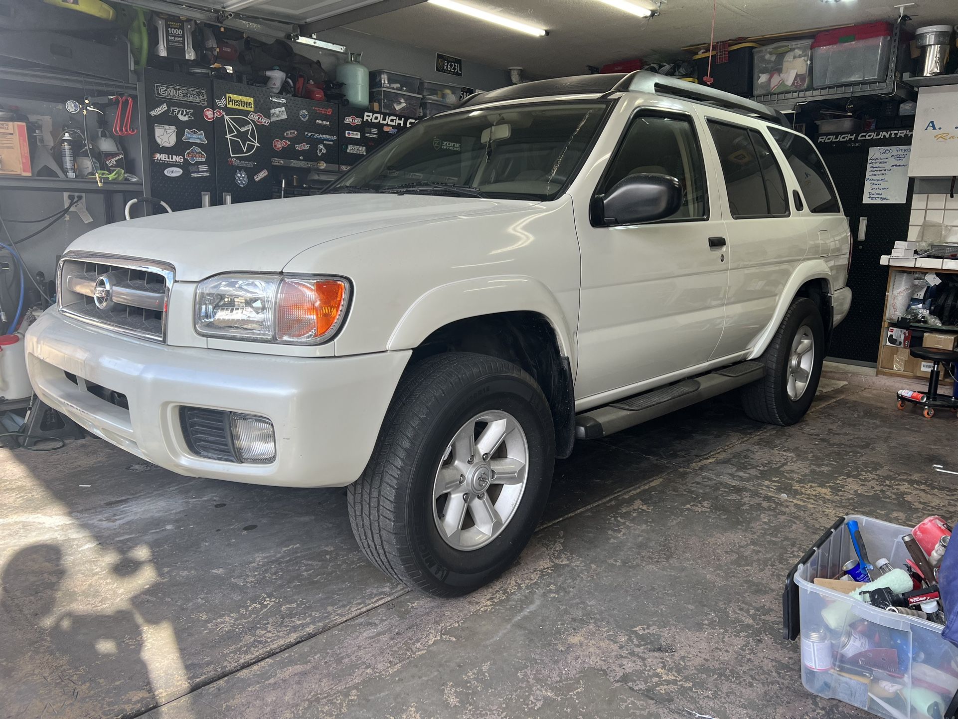 2004 Nissan Pathfinder for Sale in Las Vegas, NV - OfferUp