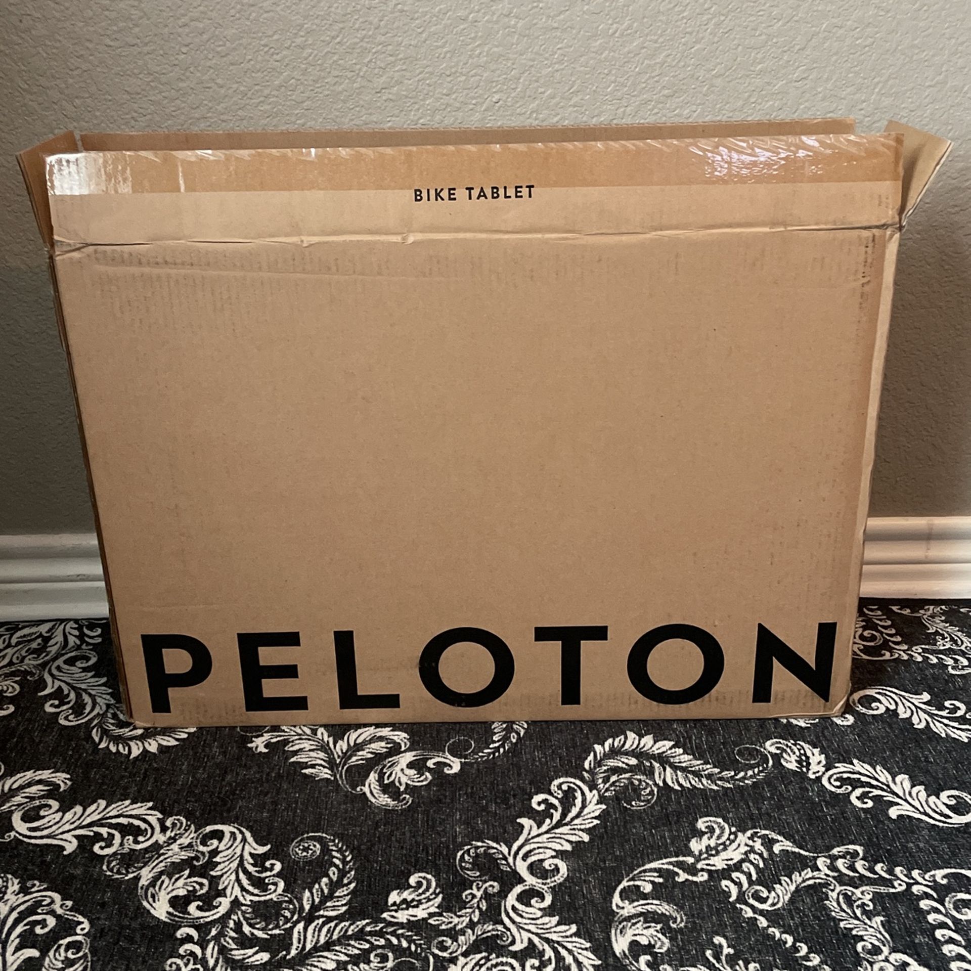 Peloton Bike Replacement Screen for Sale in Fort Worth, TX - OfferUp