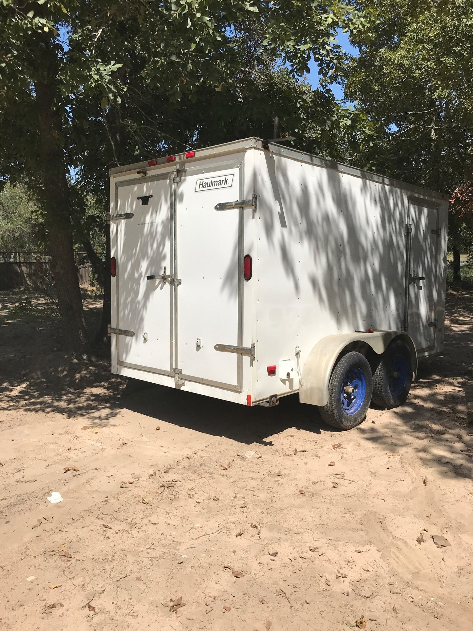 2015 14 ft enclosed trailer for Sale in San Antonio, TX - OfferUp