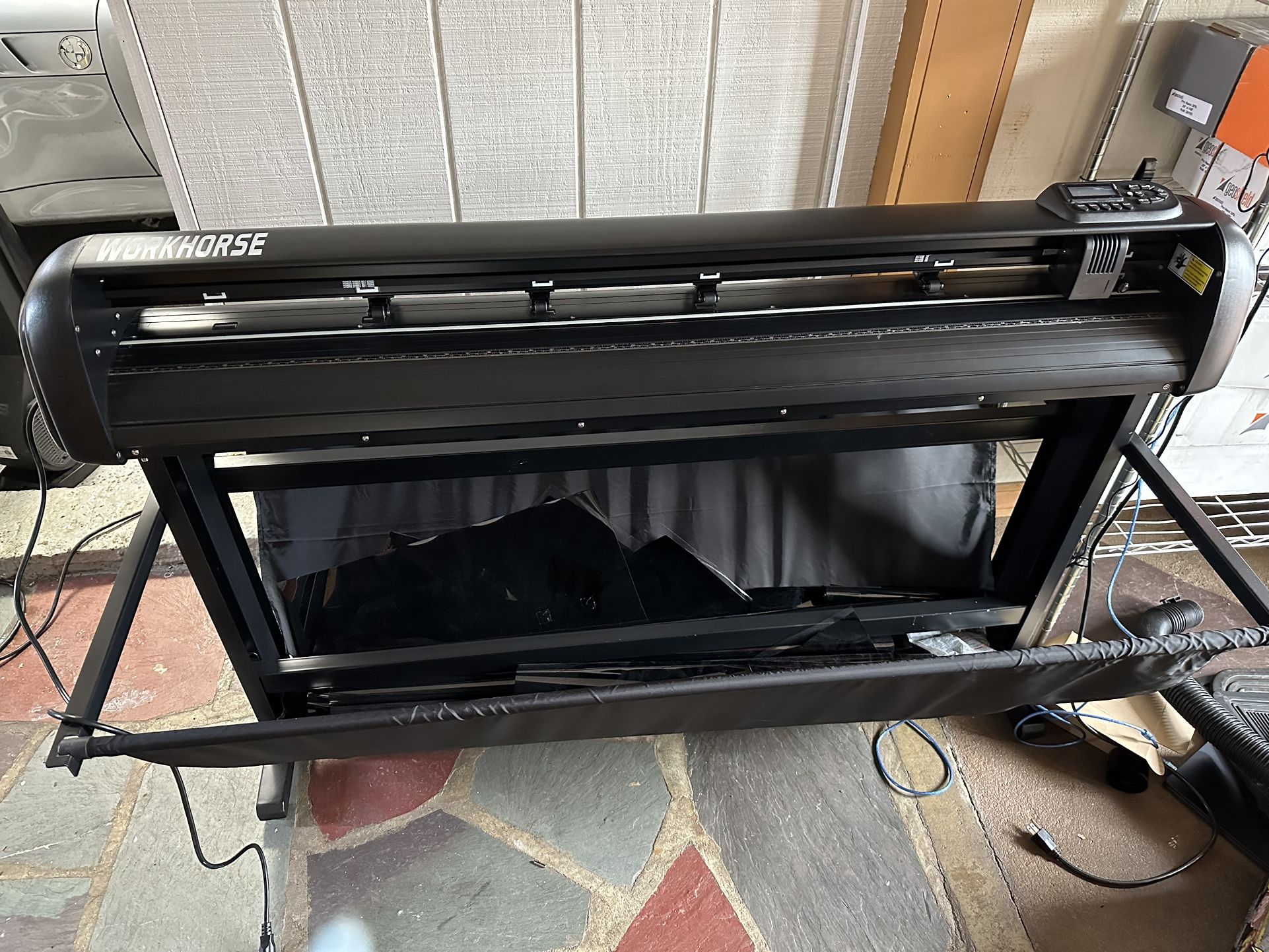 Workhorse Plotter 53” Vinyl Tint Ppf for Sale in Piscataway, NJ - OfferUp