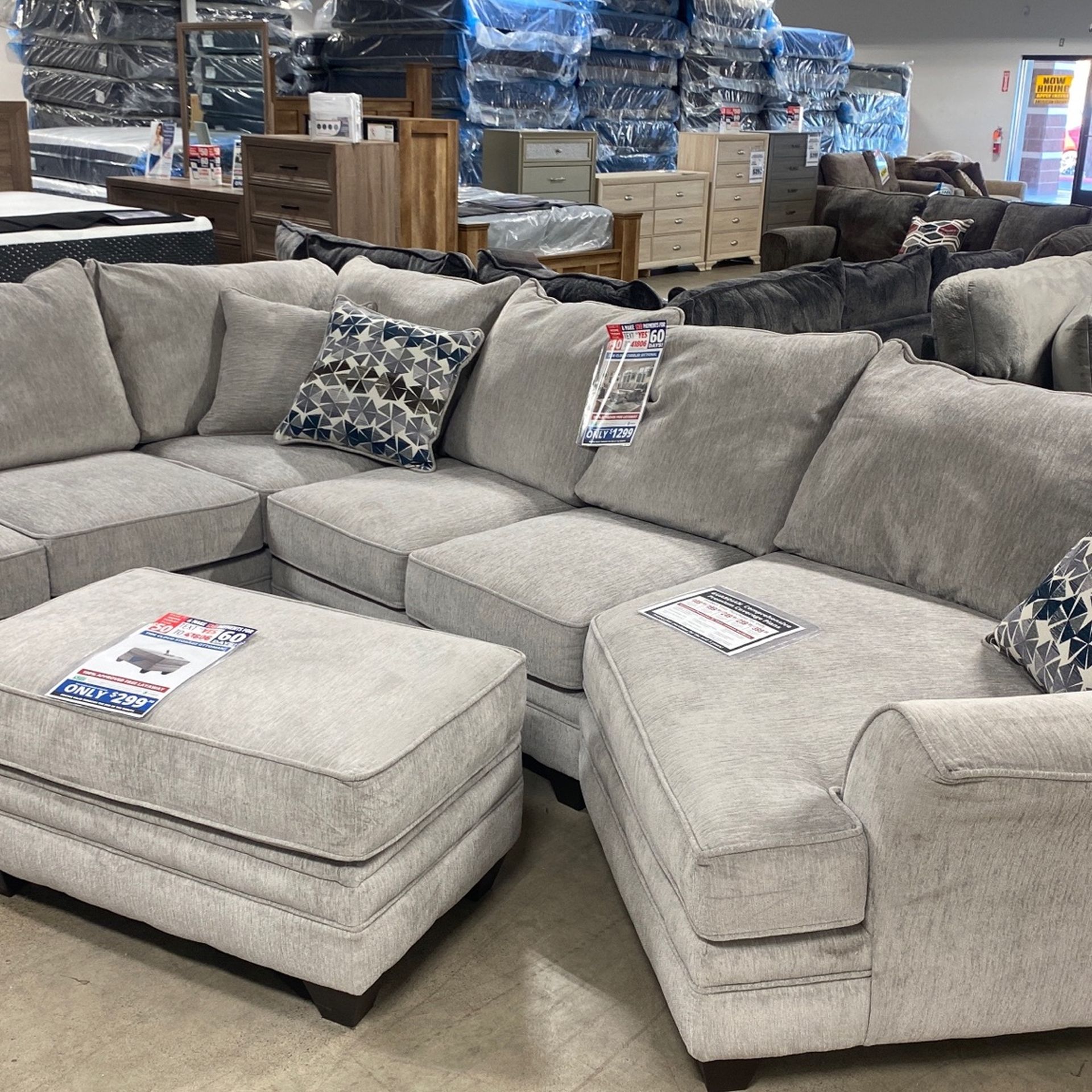 Sectional 3 -piece Tide Clouded Cuddled Sectional for Sale in Glendale, AZ - OfferUp
