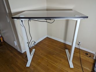 Fully Jarvis standing desk whiteboard top for Sale in New York NY OfferUp