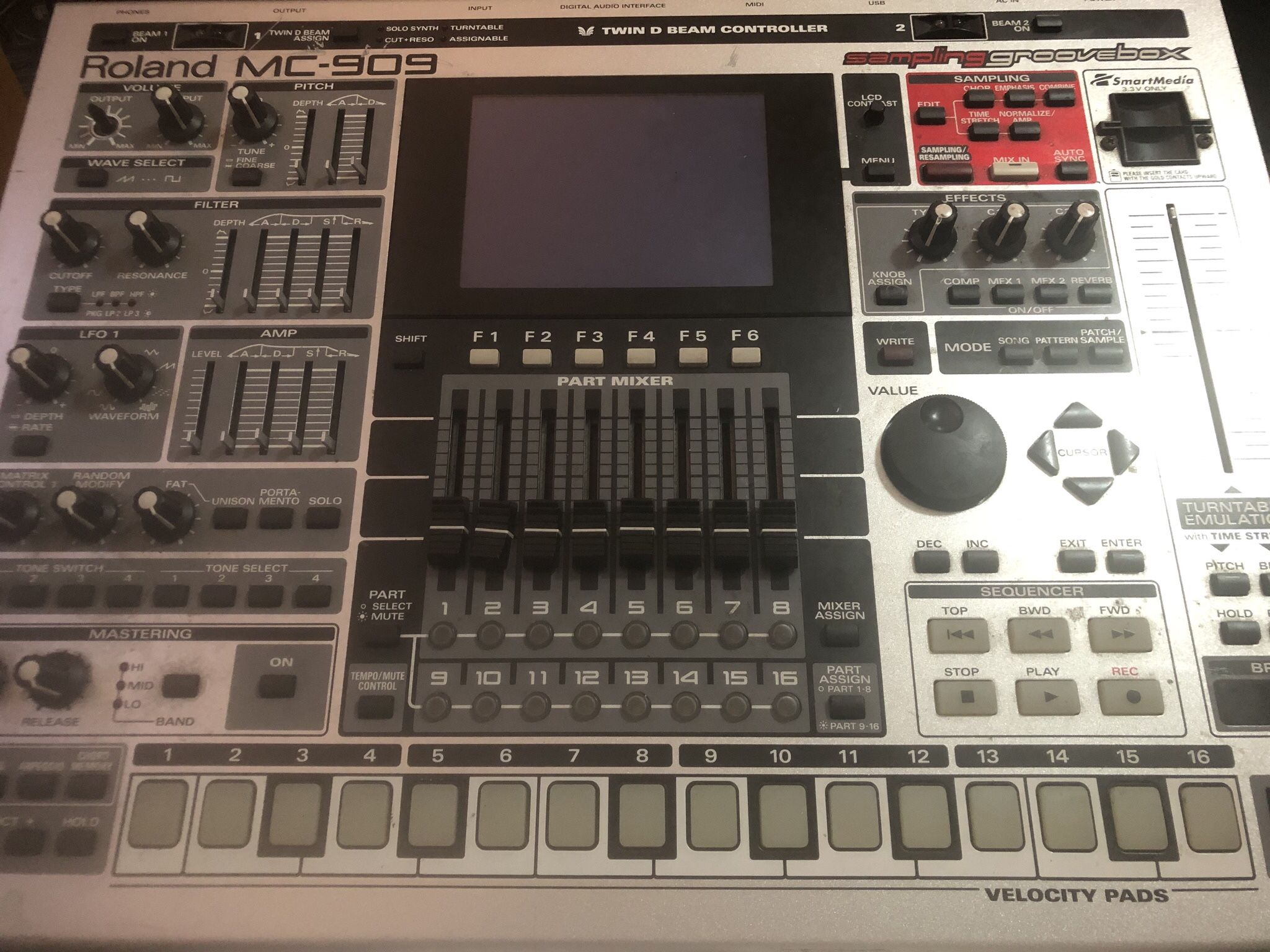 Roland MPC 909 Groovebox for Sale in Whittier, CA - OfferUp