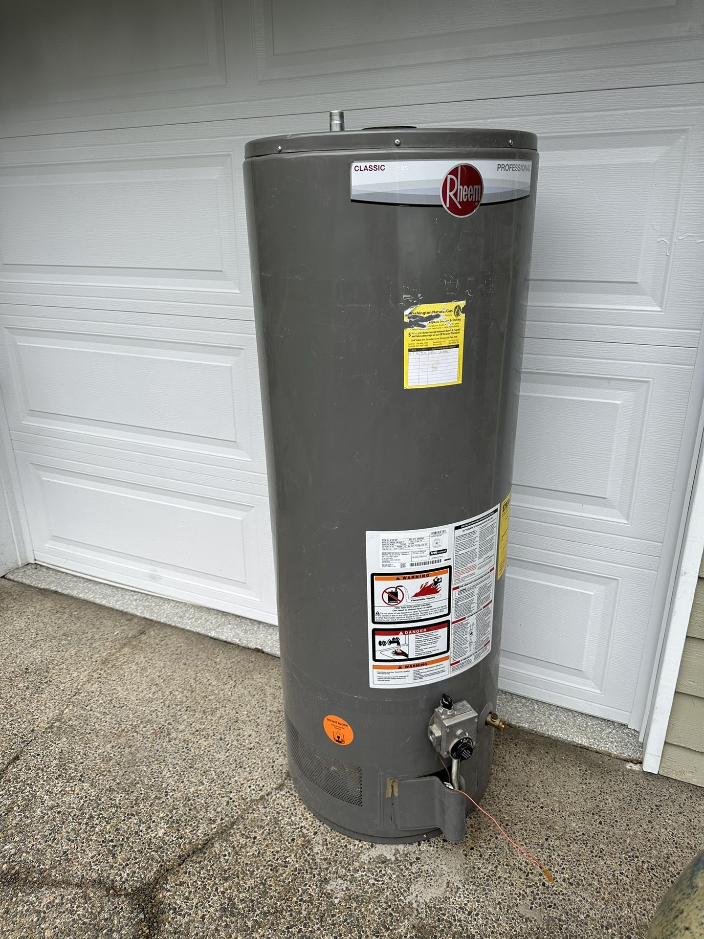 Rheem Water Heater Tank for Sale in Kent, WA - OfferUp