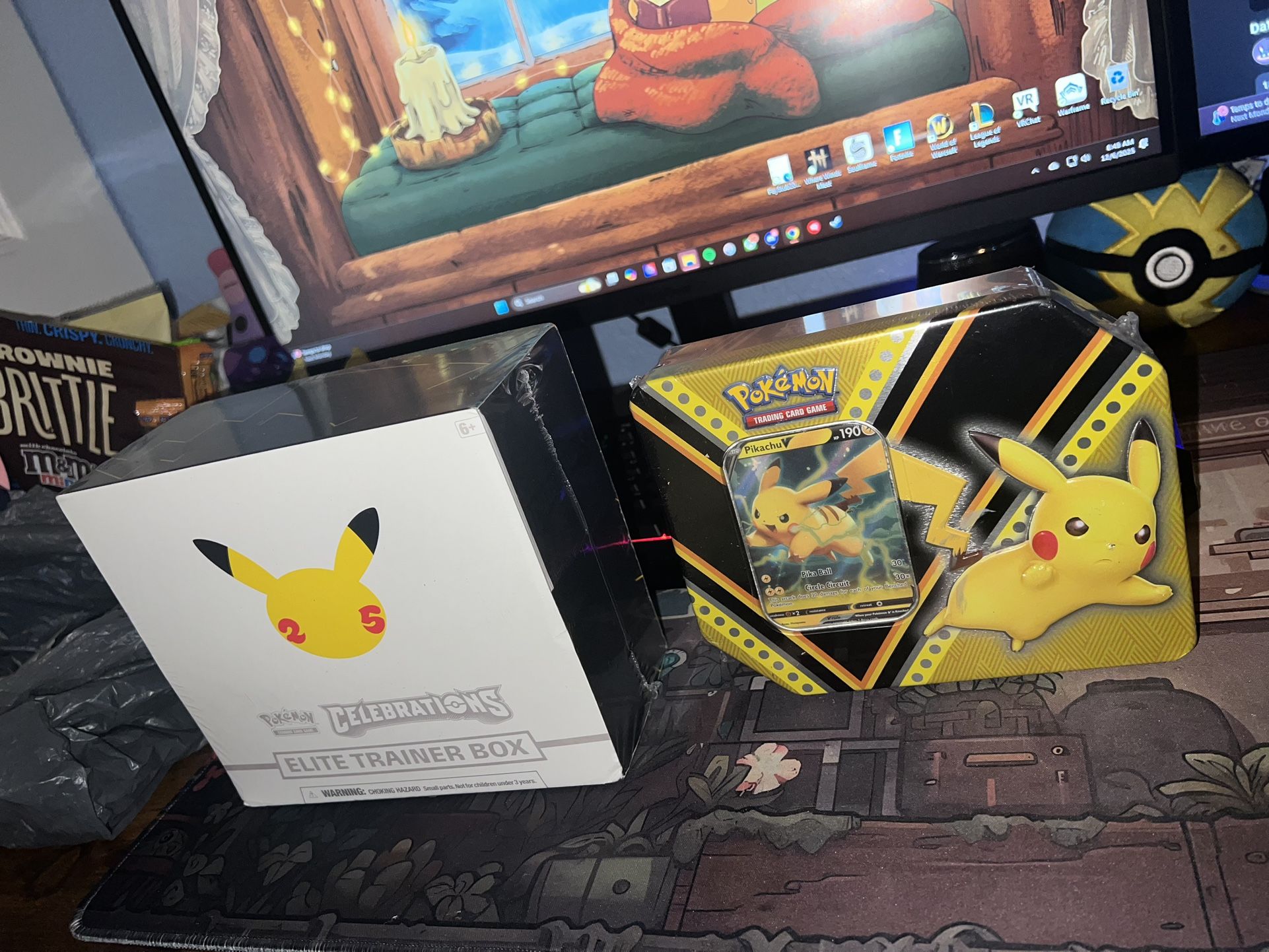 Pokemon 25th Anniversary Celebrations Elite Trainer and Pokemon TCG: V ...