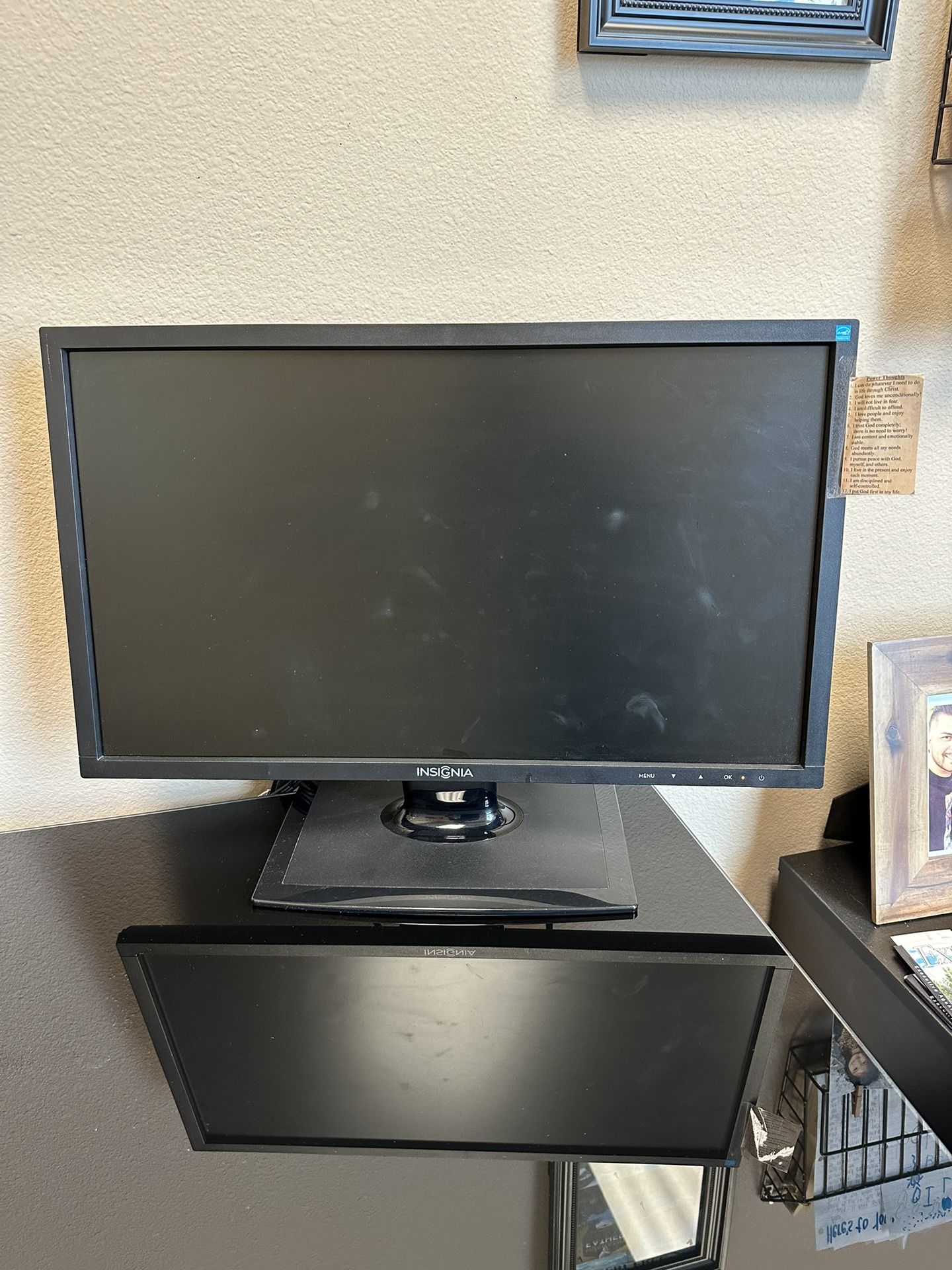 Insignia 24” LED Monitor for Sale in Fontana, CA - OfferUp