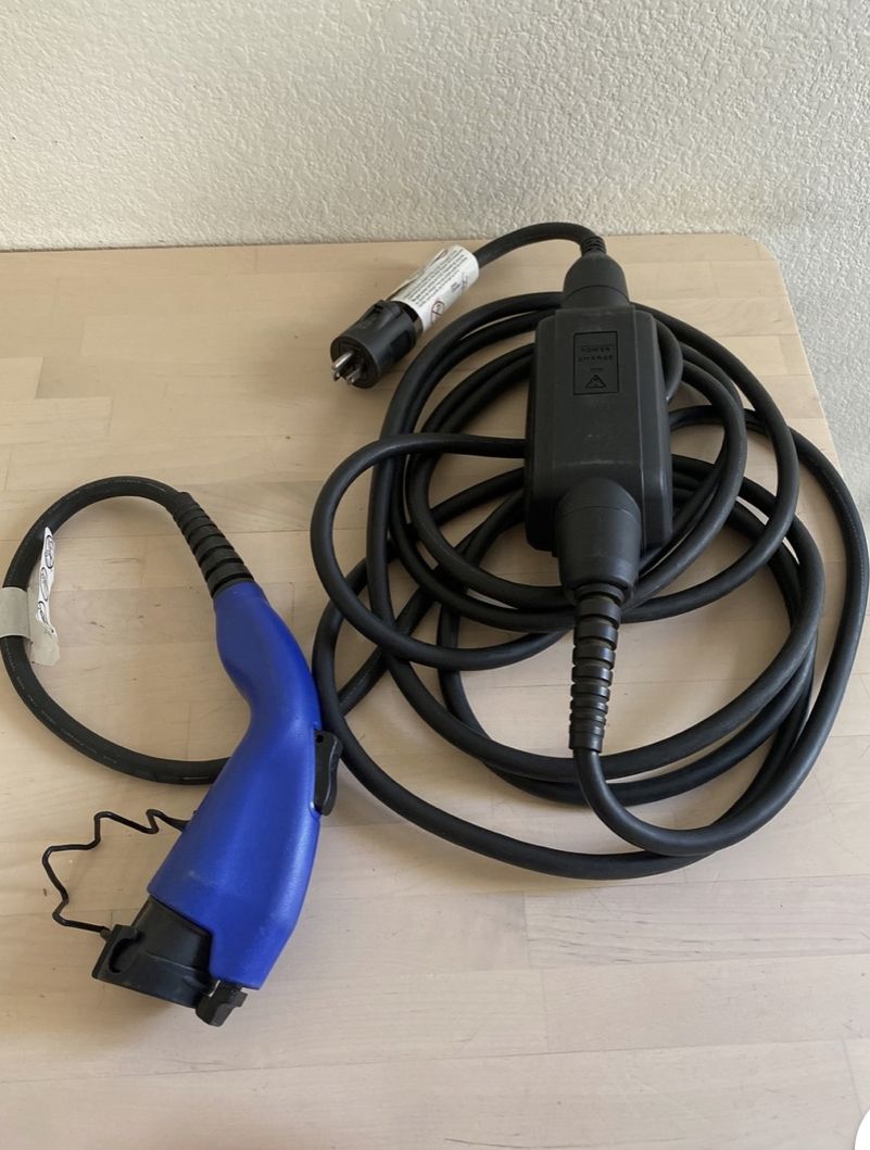 2012 - 2022 Toyota Prius Prime RAV4 EV Charger Plug in Hybrid charging ...