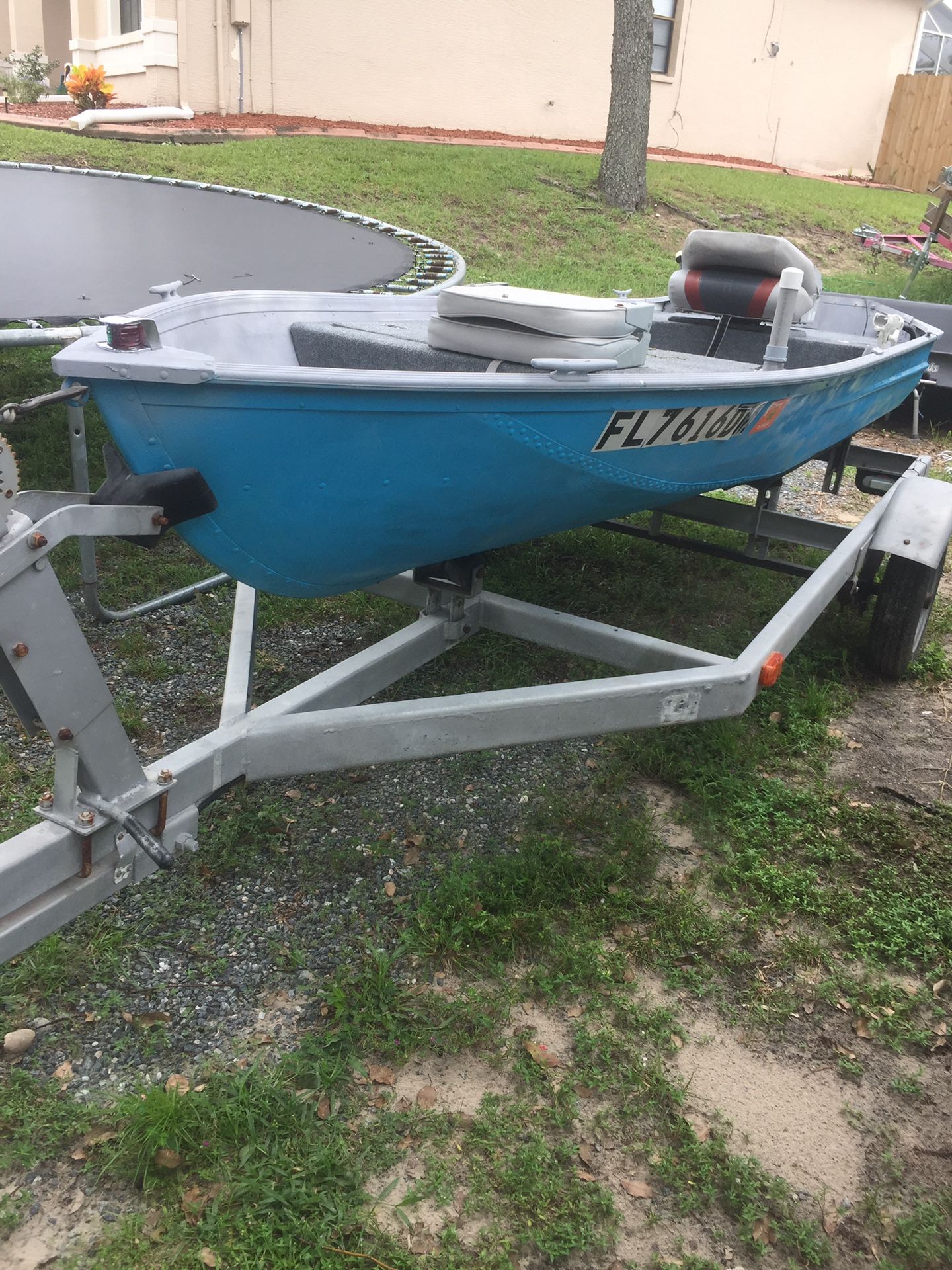12 foot john boat and trailer for Sale in Spring Hill, FL - OfferUp