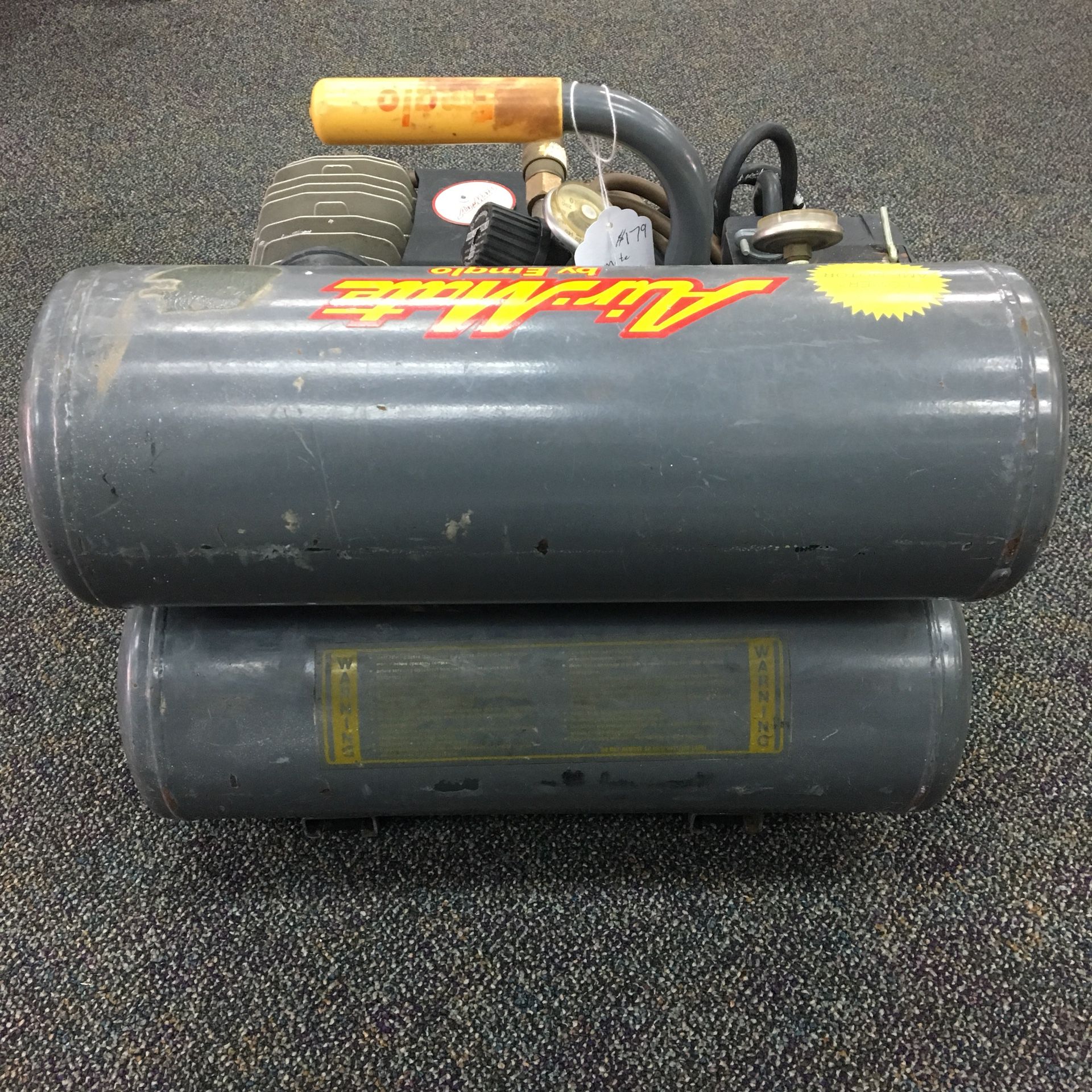 Emglo Air-Mate AM78-HC4V Twin Tank Electric 4 Gal. Air Compressor for ...