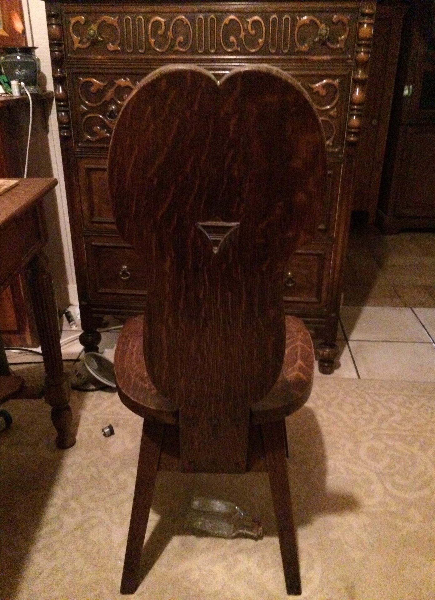 Antique Tiger Grain oak chair for Sale in Trussville, AL - OfferUp