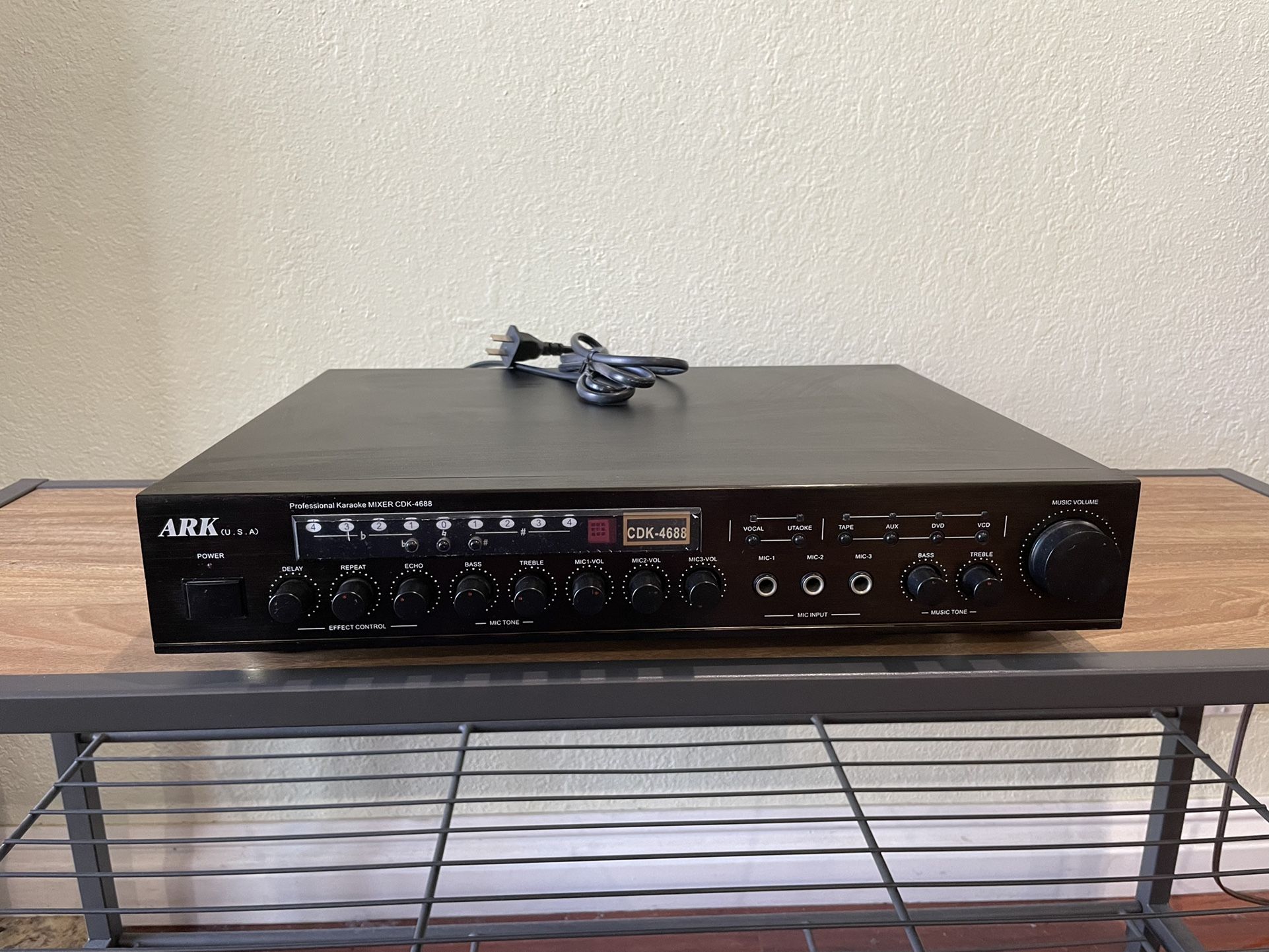 Ark Cdk-4688 Professional Karaoke Mixer (USA) MIC CONTROL for Sale in ...
